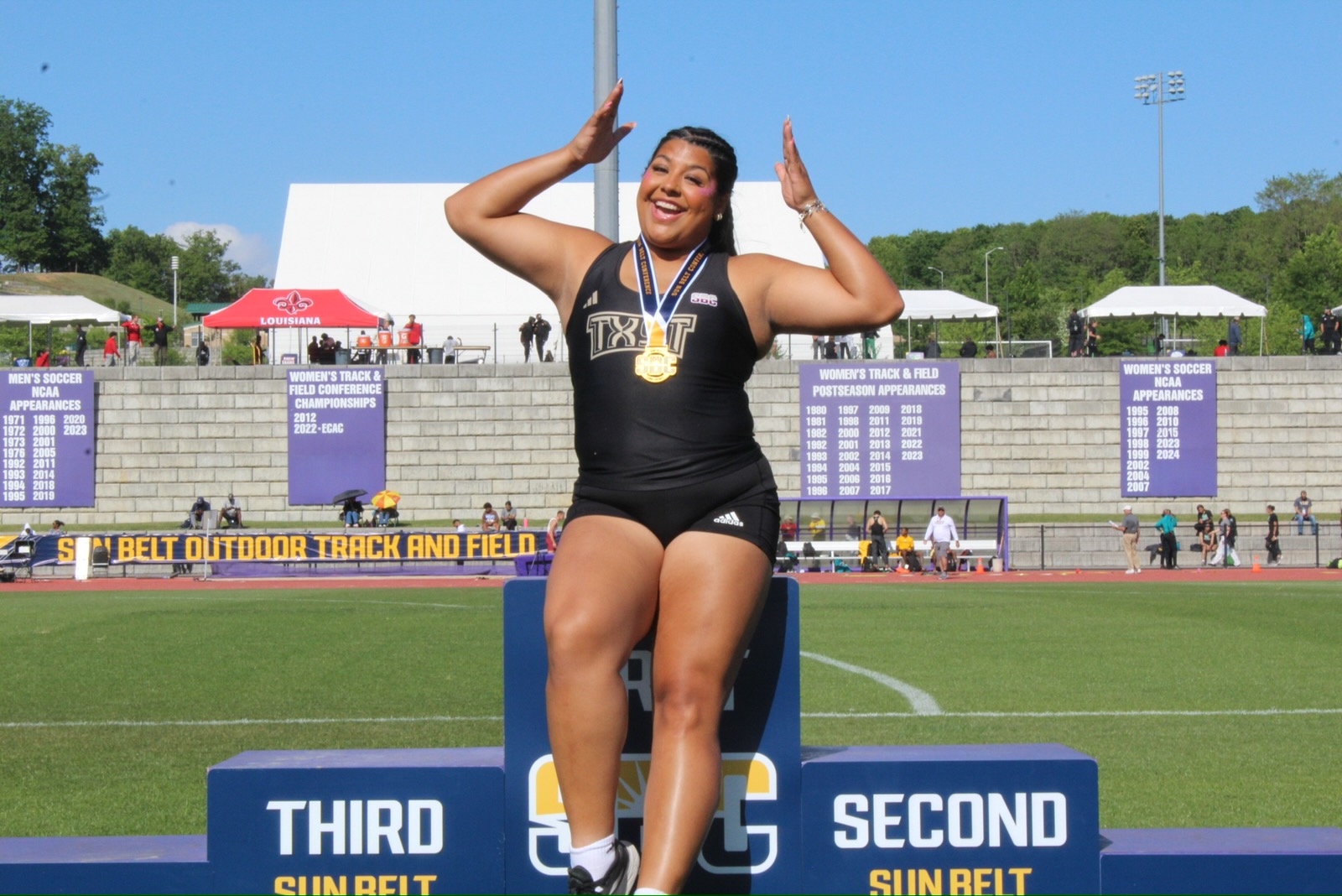 Melanie Duron repeats as Laredo Morning Times Sportsperson of the Year