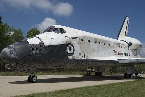 NASA says Space Shuttle Discovery may not be relocated to Houston