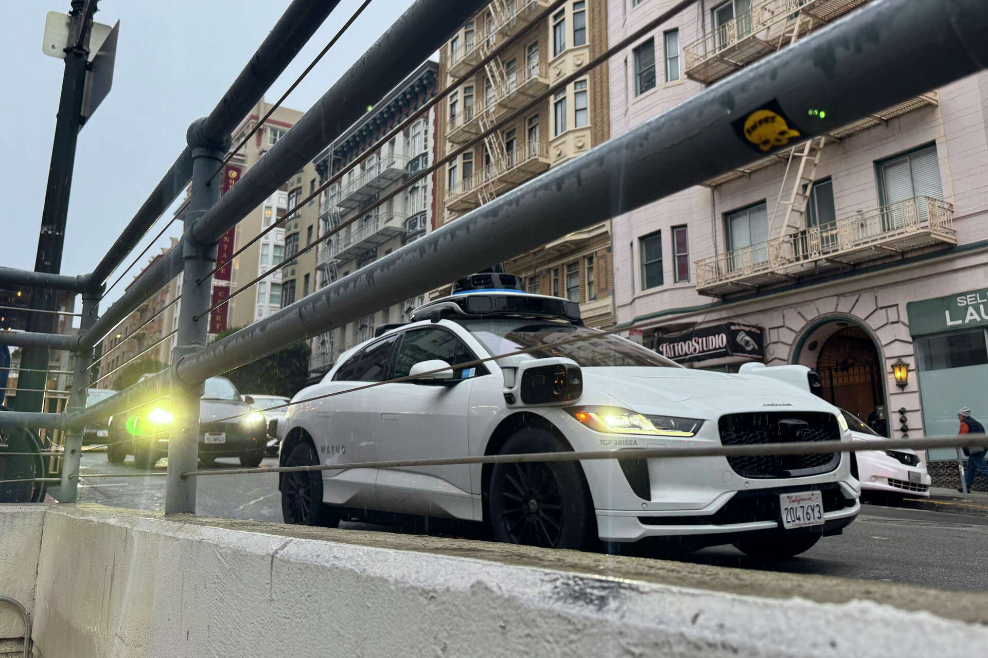Waymos are now coming for your coveted San Francisco parking spots