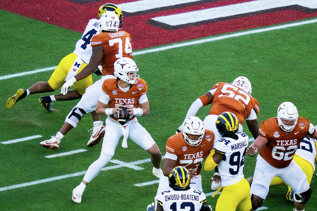 Texas football vs Michigan game score: Highlights from Citrus Bowl
