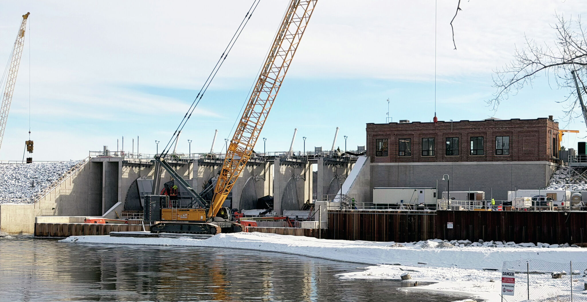 Jennifer Vannette earns Drum Major Award in Midland