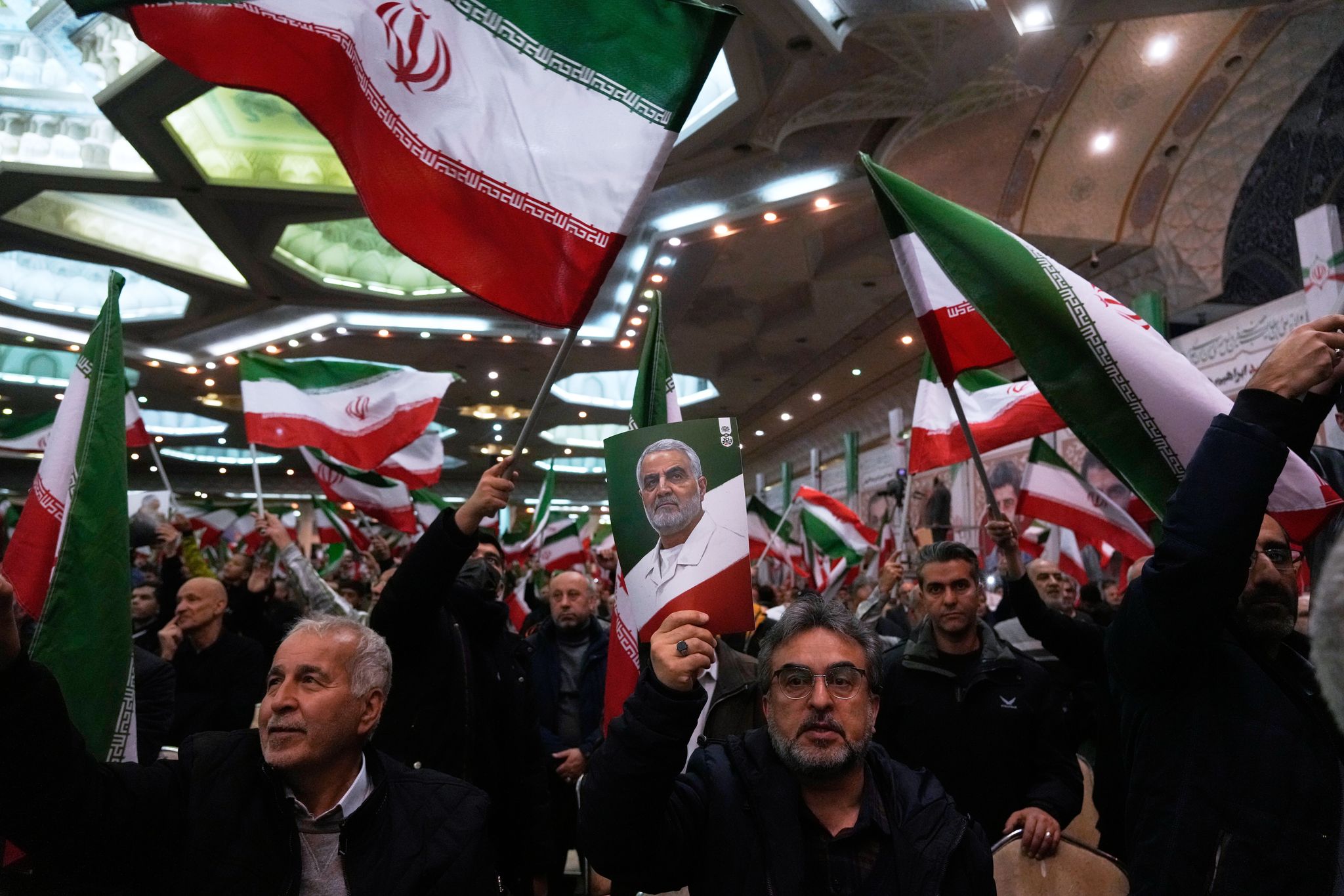 How Iran's Revolutionary Guard became a powerful force within the ...