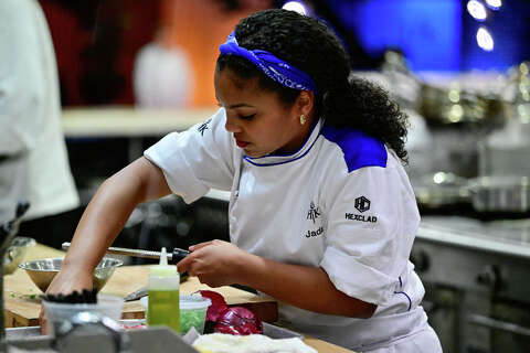 History made on 'Hell's Kitchen' as show narrows down to top five