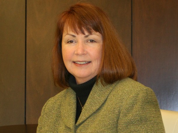 Titans QB Cam Ward leaves season finale at Jaguars with right shoulder ...