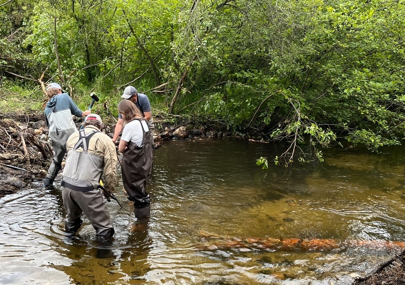 Details of Jacob Webb's $1.5 million, 1-year contract with the Chicago Cubs