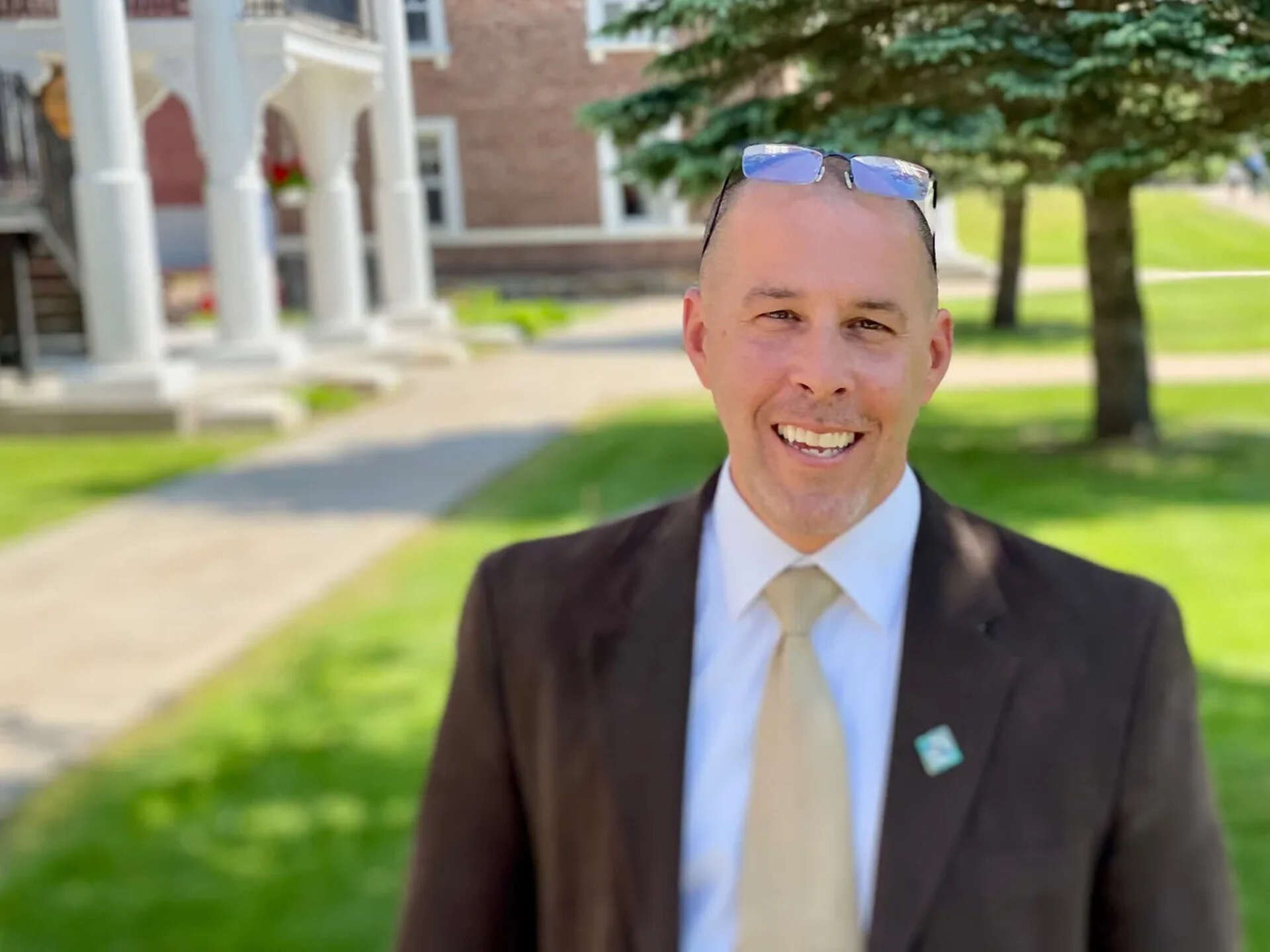 Adirondack county shifts cost of ambulance services to tourists