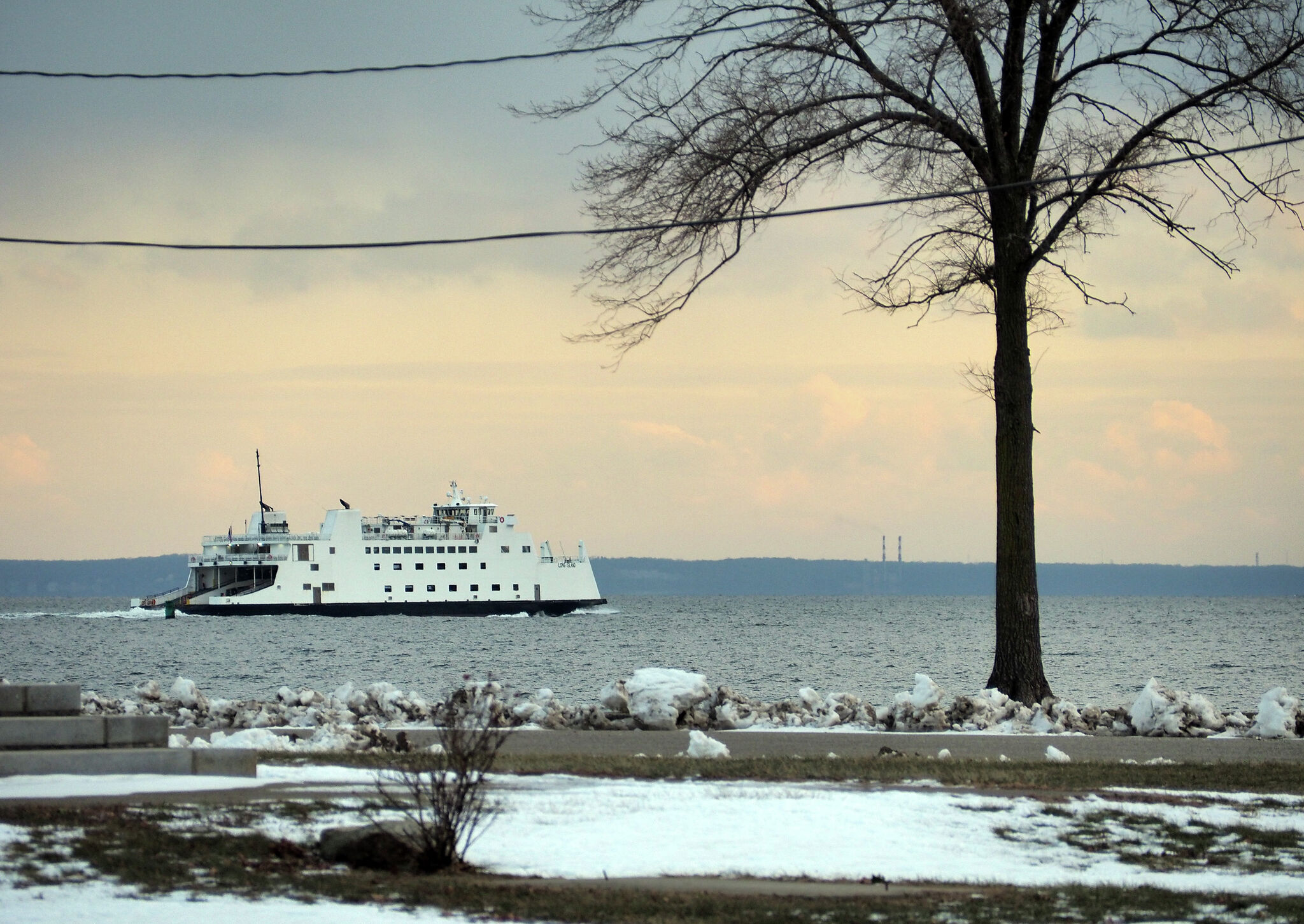 Long Island Sound ferries add fuel surcharges to passenger fares