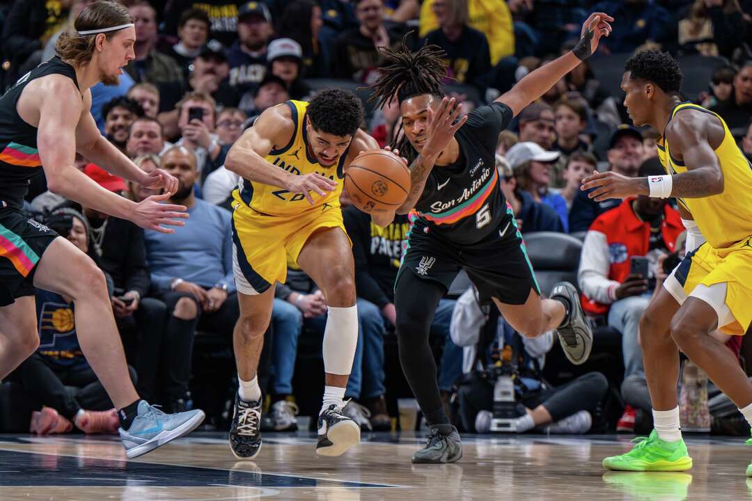 3 takeaways as guard trio helps Spurs extend Pacers' misery