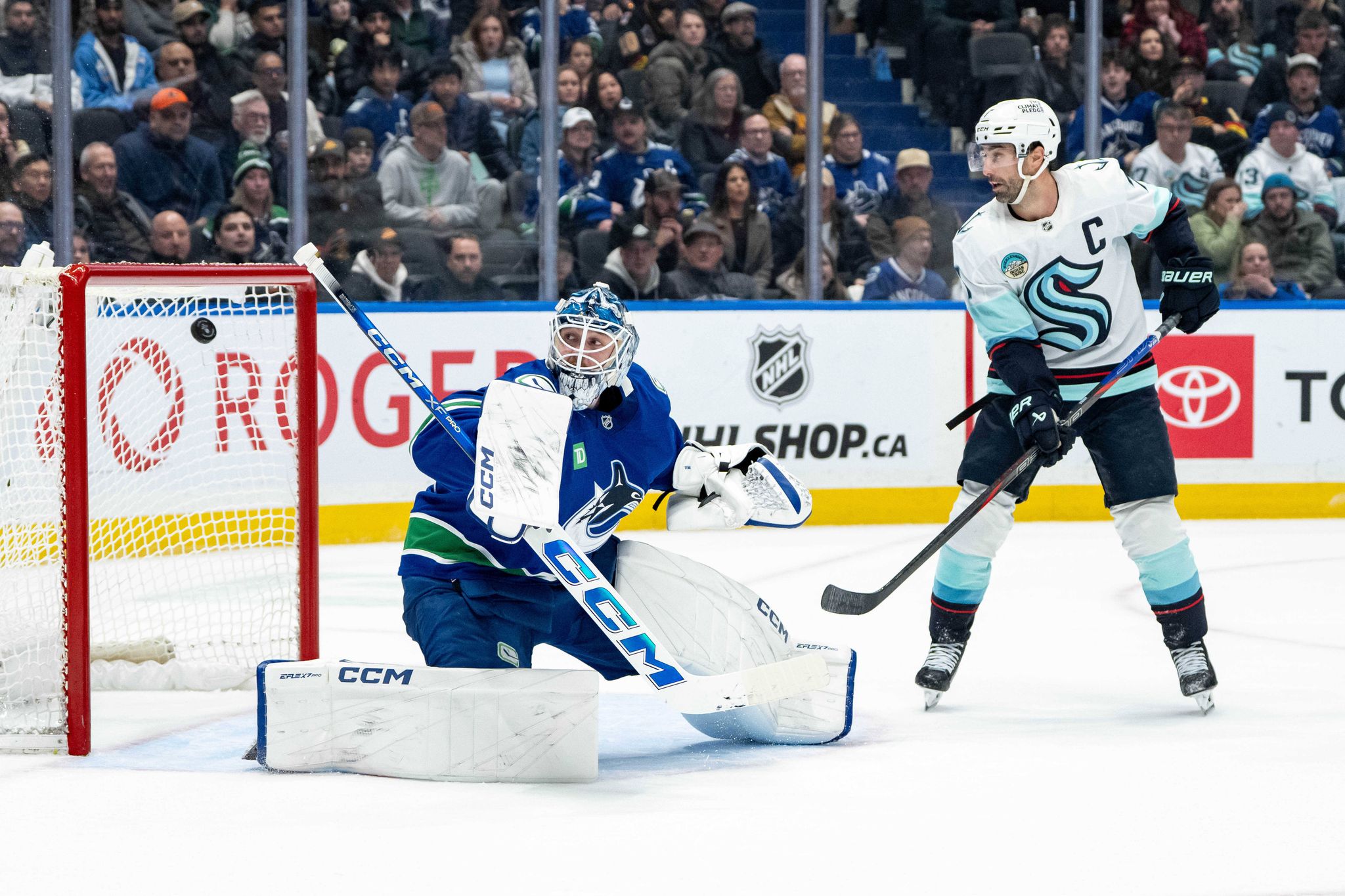 Matty Beniers scores in shootout to give Kraken 4-3 win over Canucks