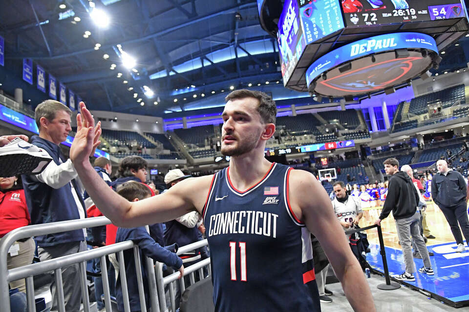 Alex Karaban honing in on numerous UConn records