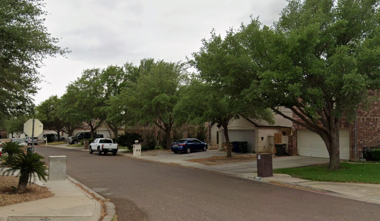 Police: Mother slashes son's face with kitchen knife during argument