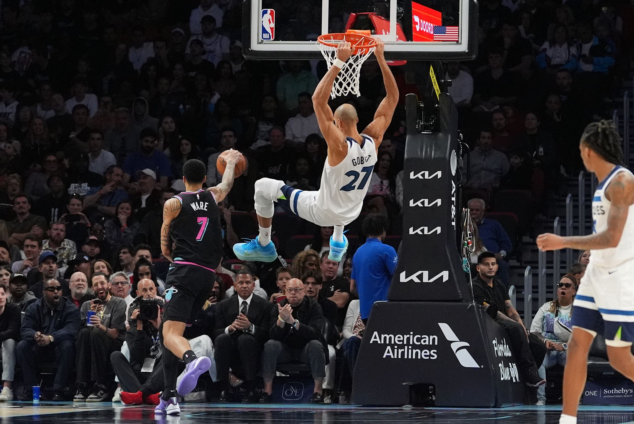 Edwards and Reid combine for 62, Timberwolves win 125-115 to snap Heat ...