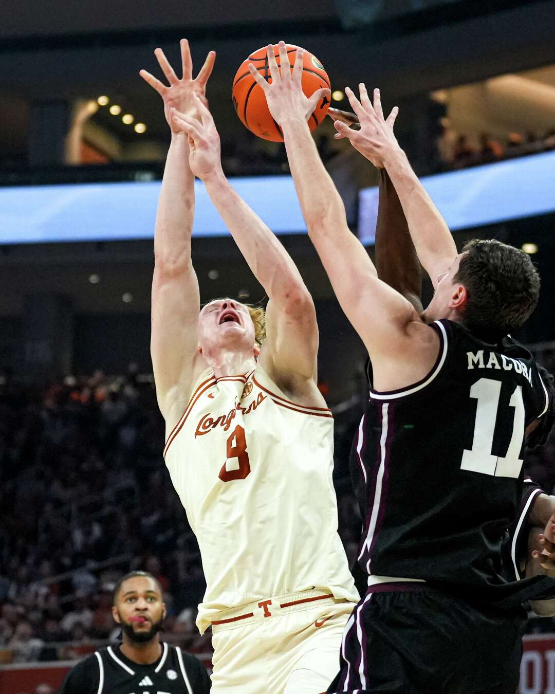 Dailyn Swain: Texas basketball wants to carry momentum vs Vanderbilt