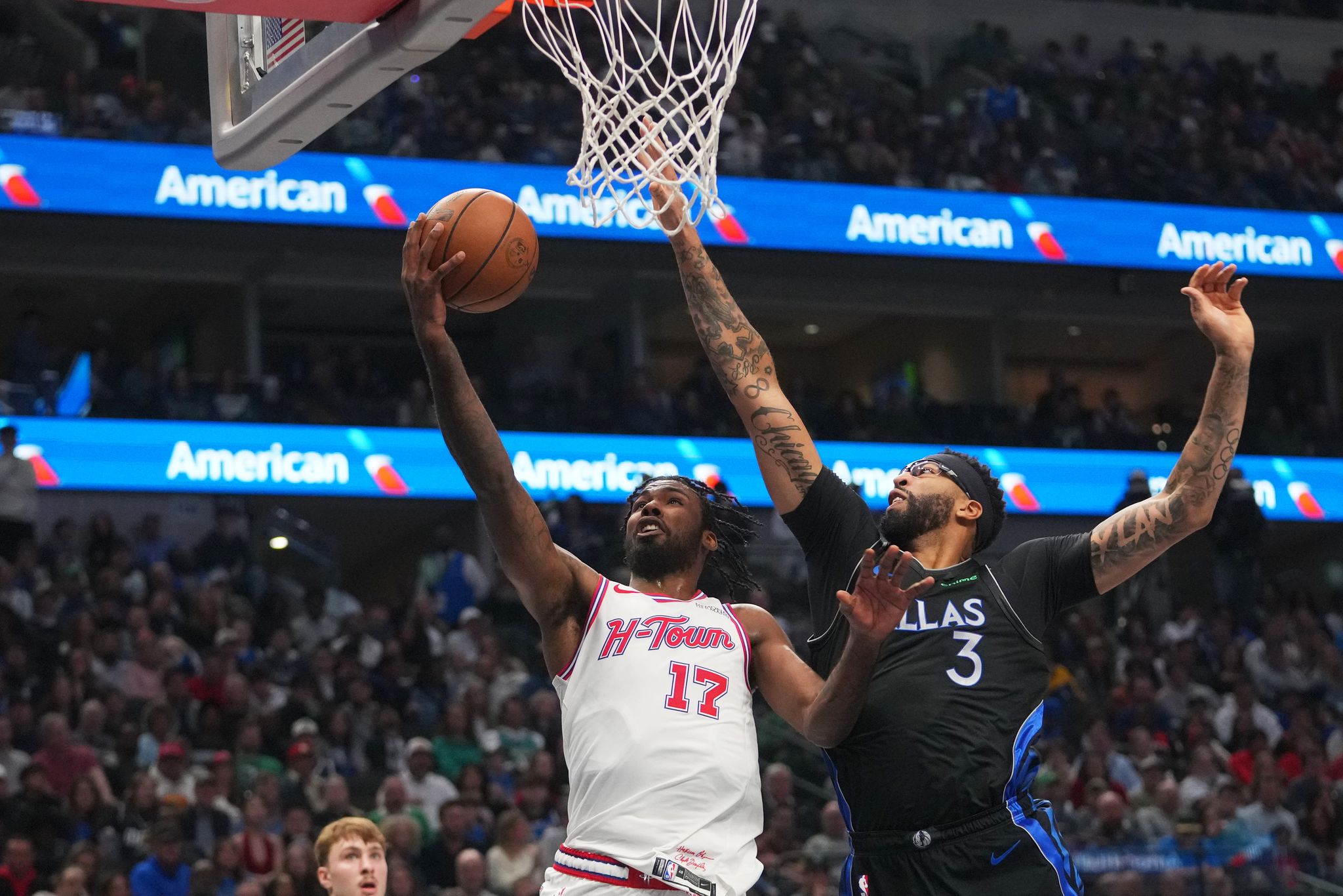 Davis' 26 points and Christie's 24 points lead Mavericks past Rockets ...