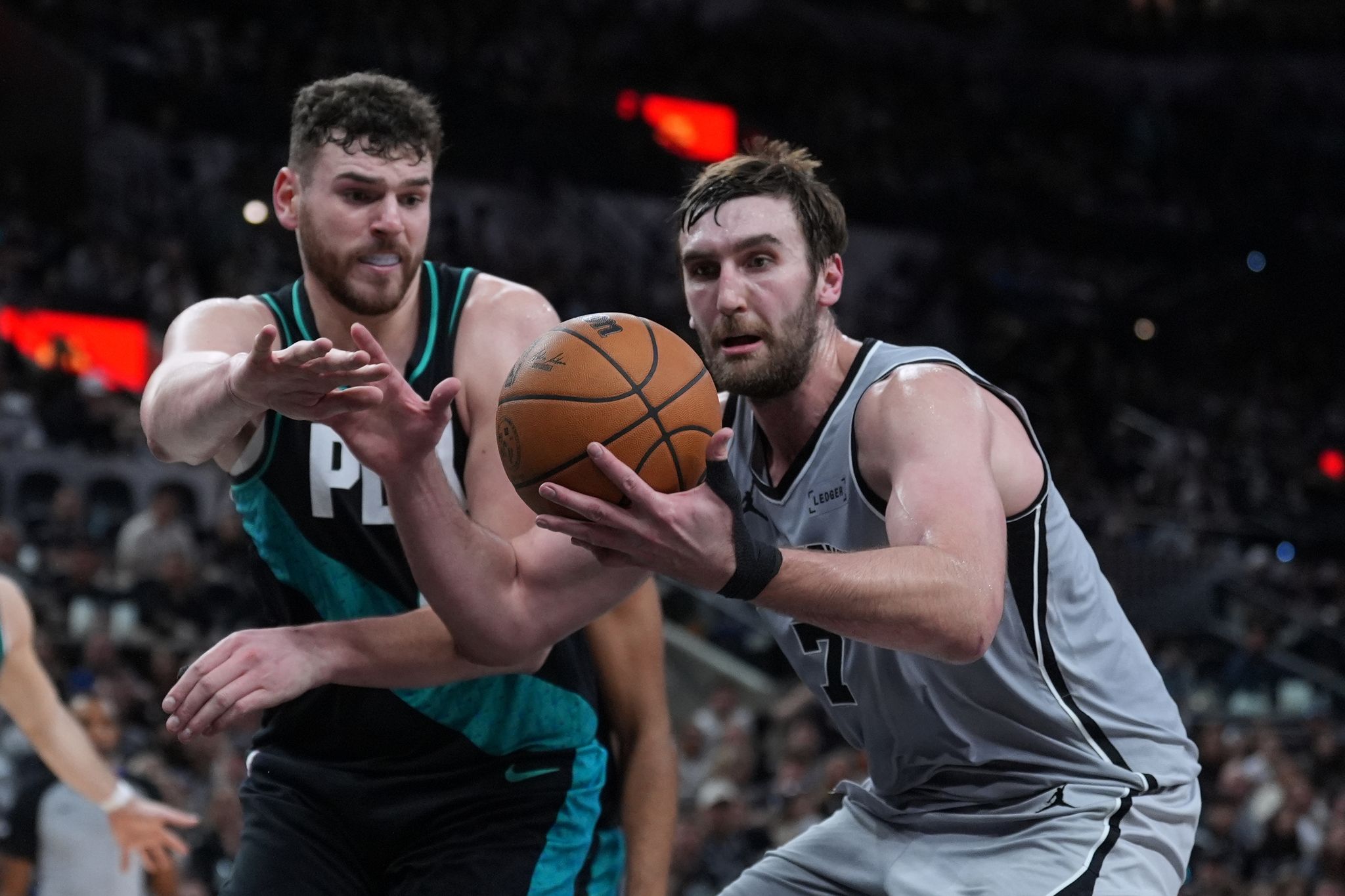 3 takeaways as Spurs waste 23-point, five-block night by Luke Kornet