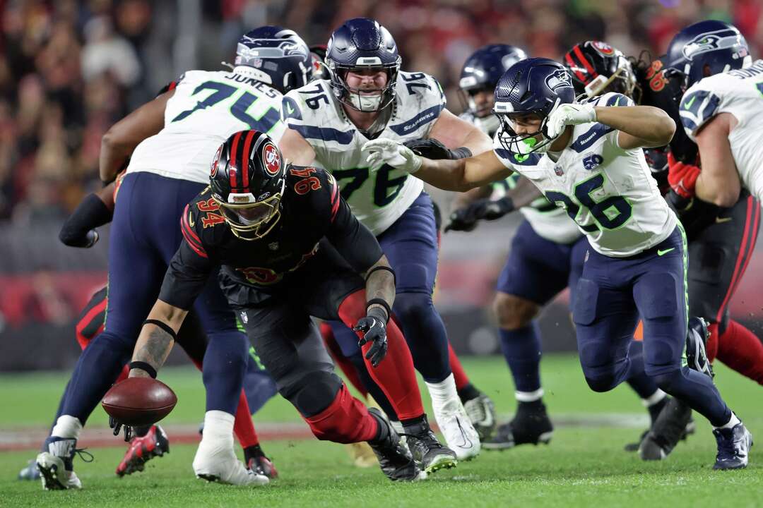 49ers’ dreams of No. 1 seed crushed by Seahawks’ dominant defense