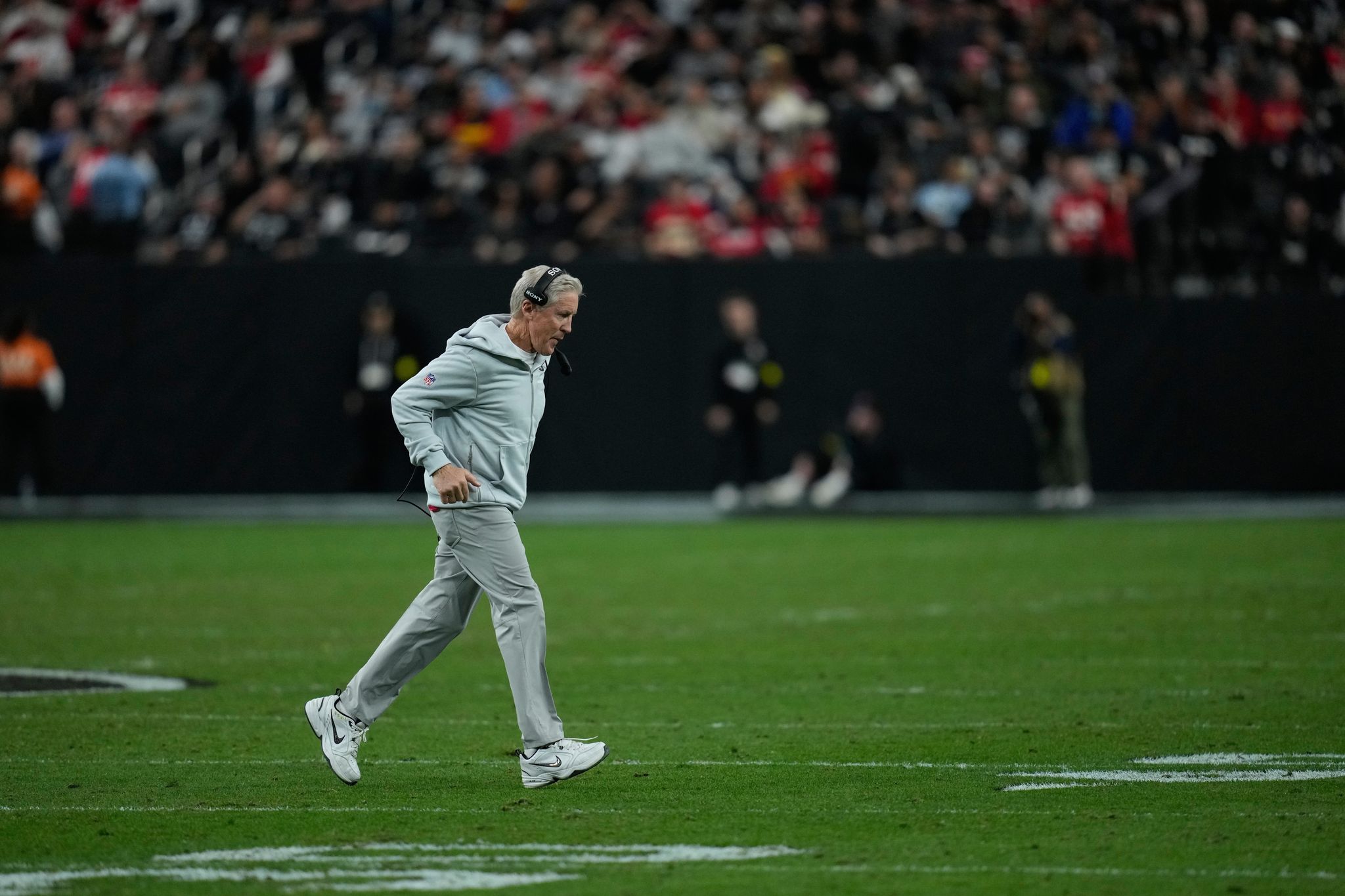 Raiders fire Pete Carroll after 3-14 season and will look for a new ...