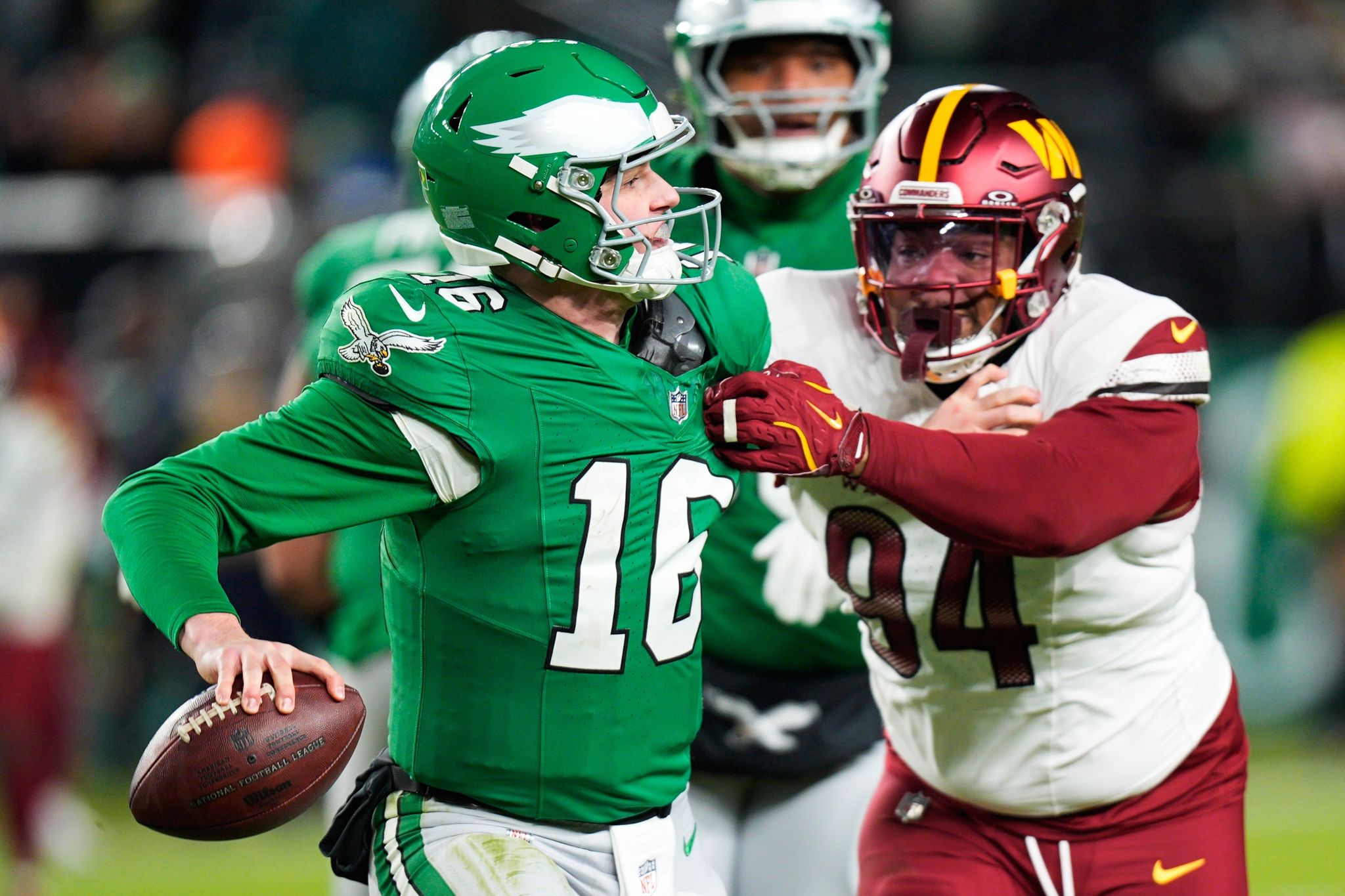 Eagles’ backup plan backfires with 24-17 loss to Commanders that costs ...