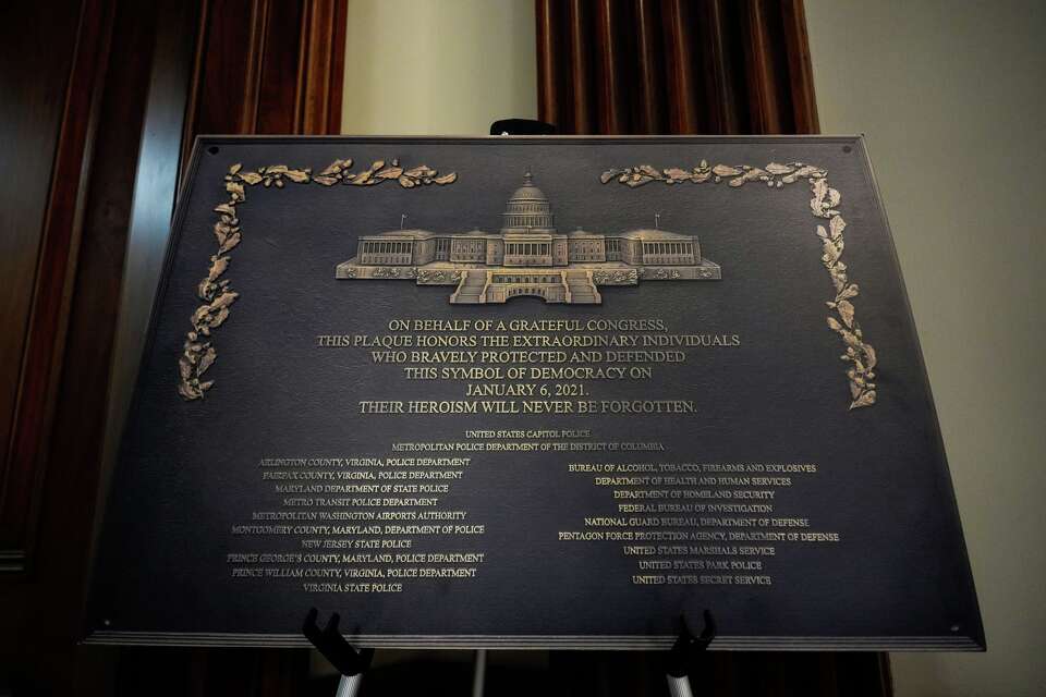 This Jan. 6 plaque was made to honor law enforcement. It's nowhere to ...