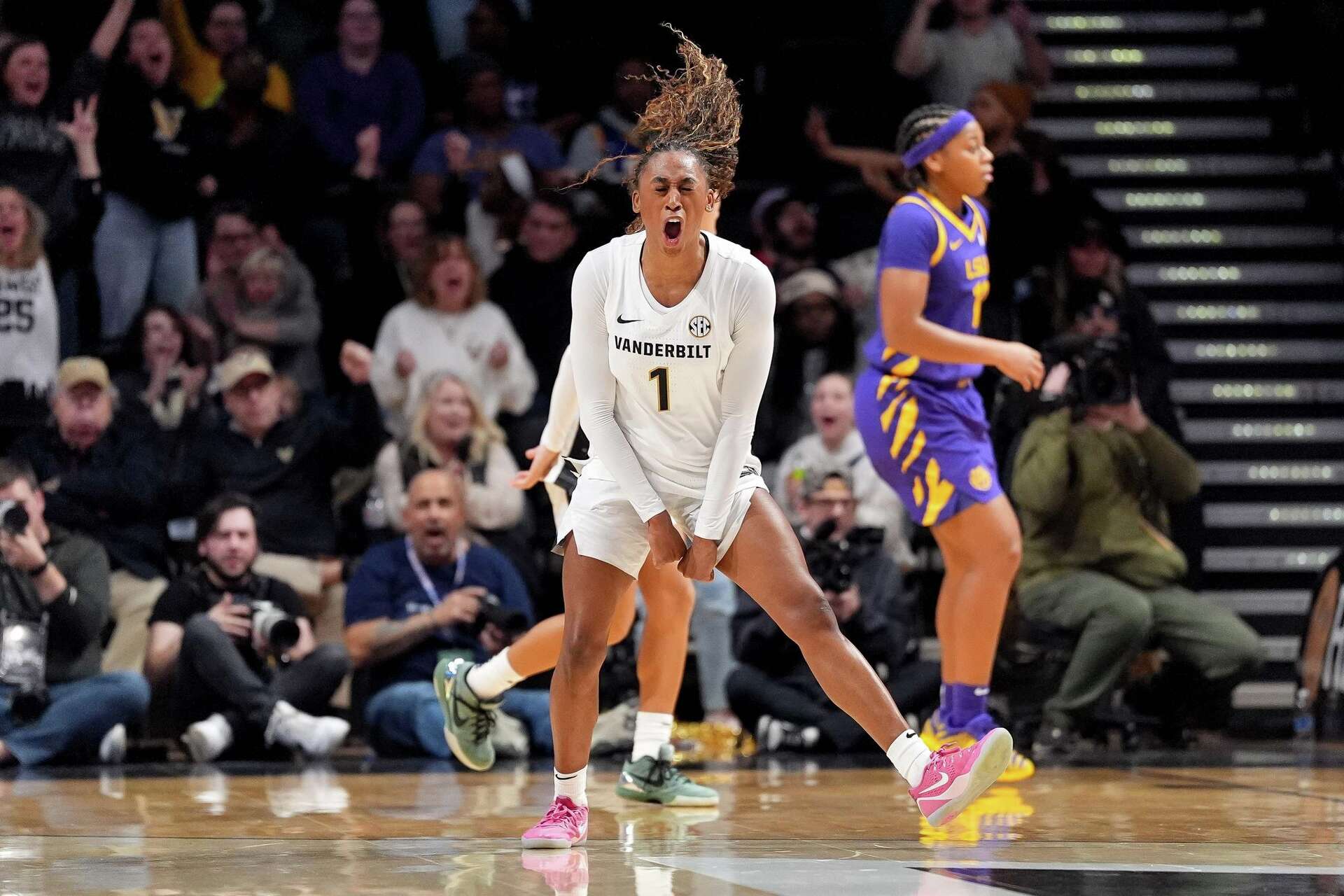 Kentucky, Vanderbilt into top 10 in women's AP Top 25 after 4 of top 10 ...