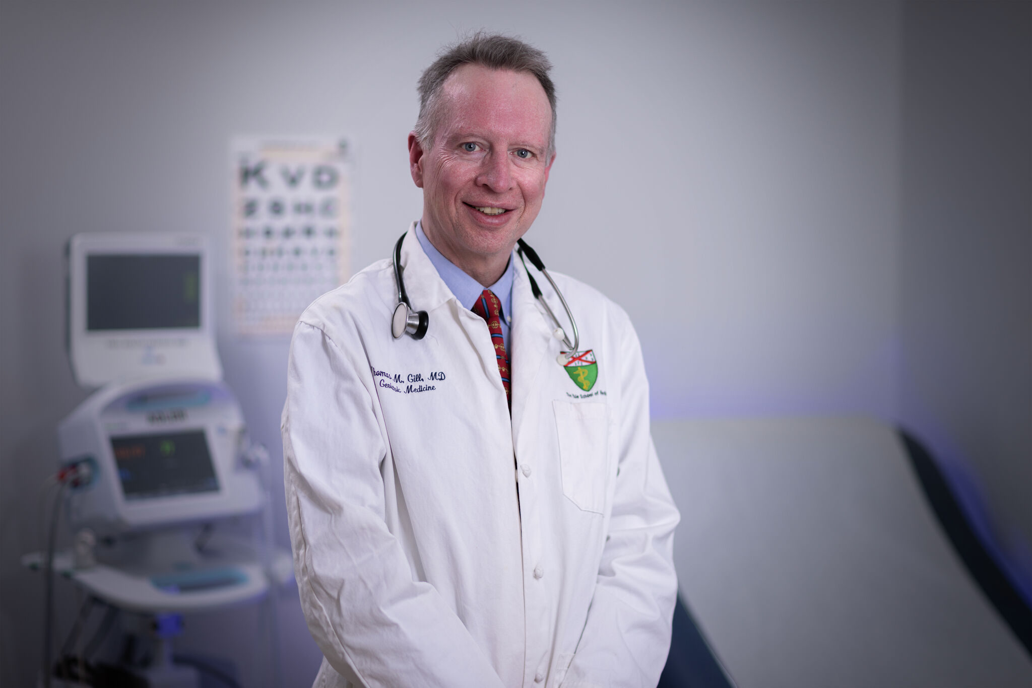 How smoking accelerates aging, Yale and UConn doctors explain