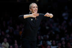Shea Ralph has Vanderbilt 15-0 after UConn women's basketball role