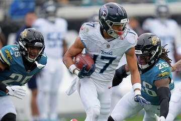 Matthew Stafford ends record-tying longest wait for first-team AP NFL ...