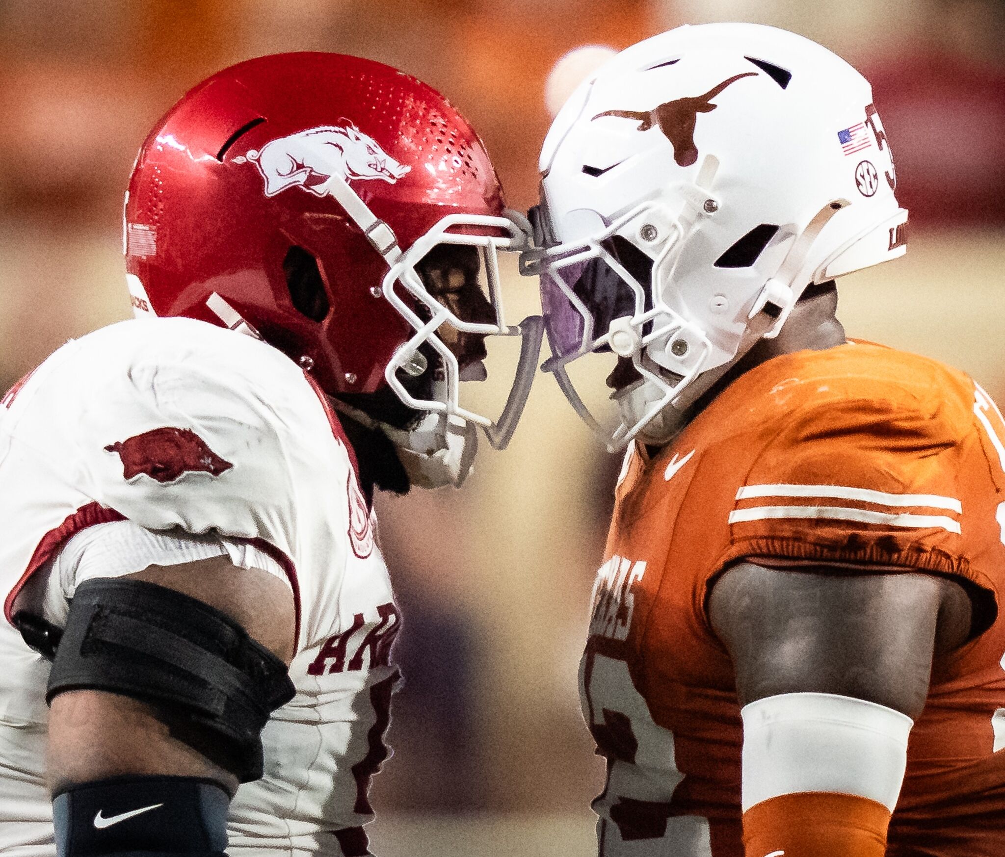 University of Texas transfer portal: Longhorns add Arkansas DL
