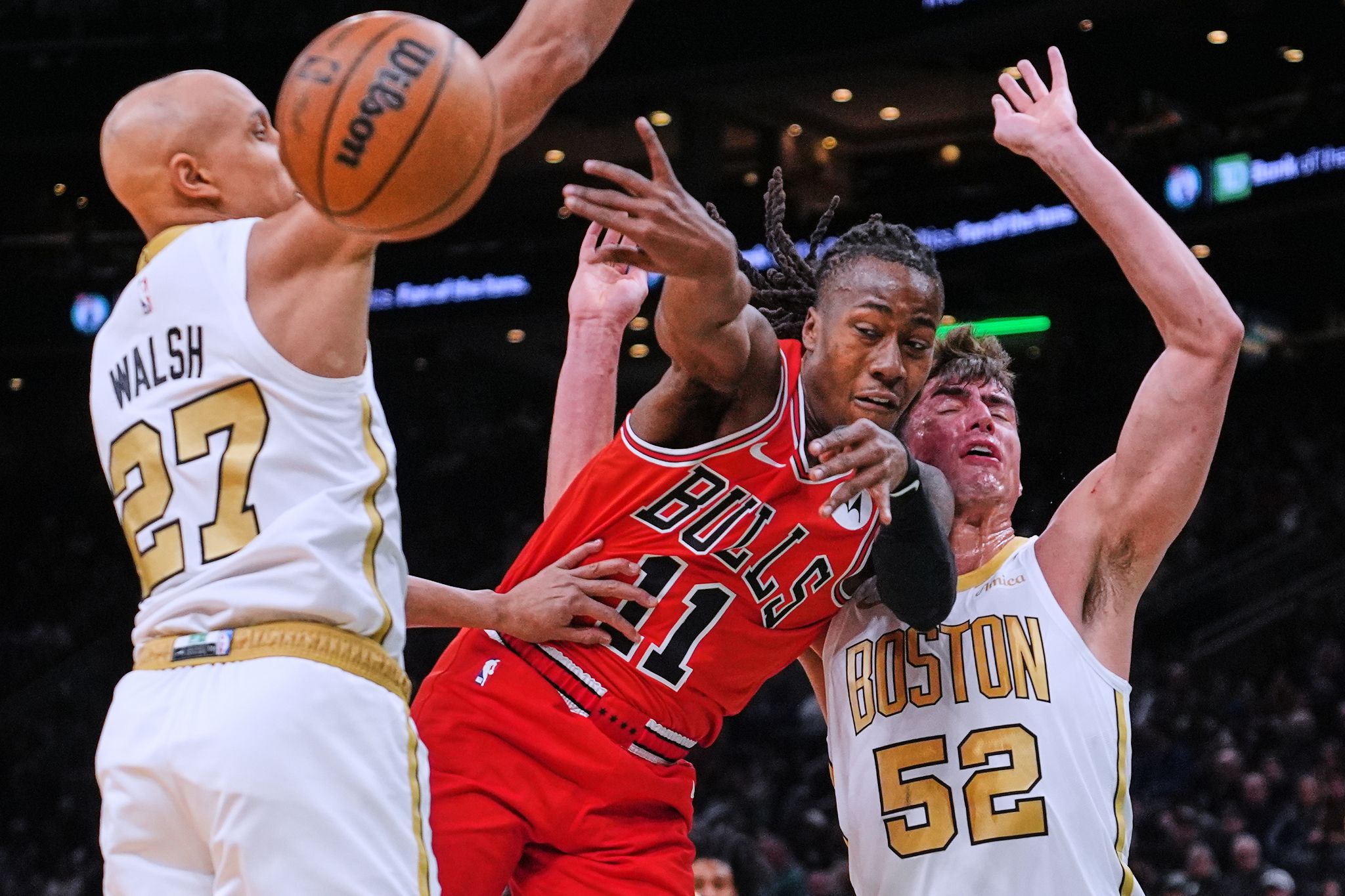 Simons scores 27 points, Pritchard adds 21 as Celtics cruise past Bulls ...
