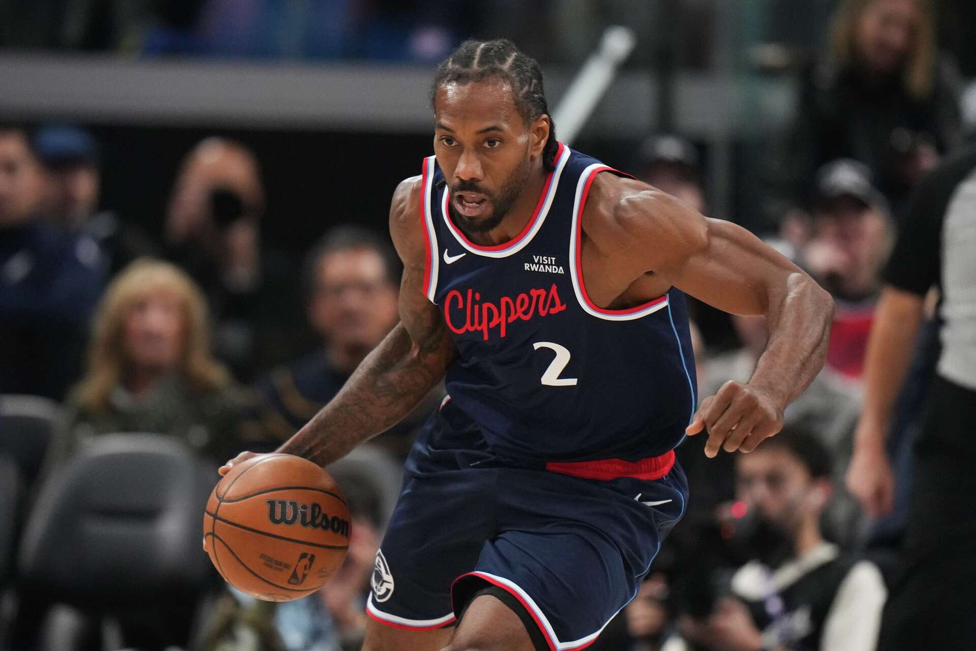 Kawhi Leonard leads Clippers past Warriors 103-102 in wild game with ...