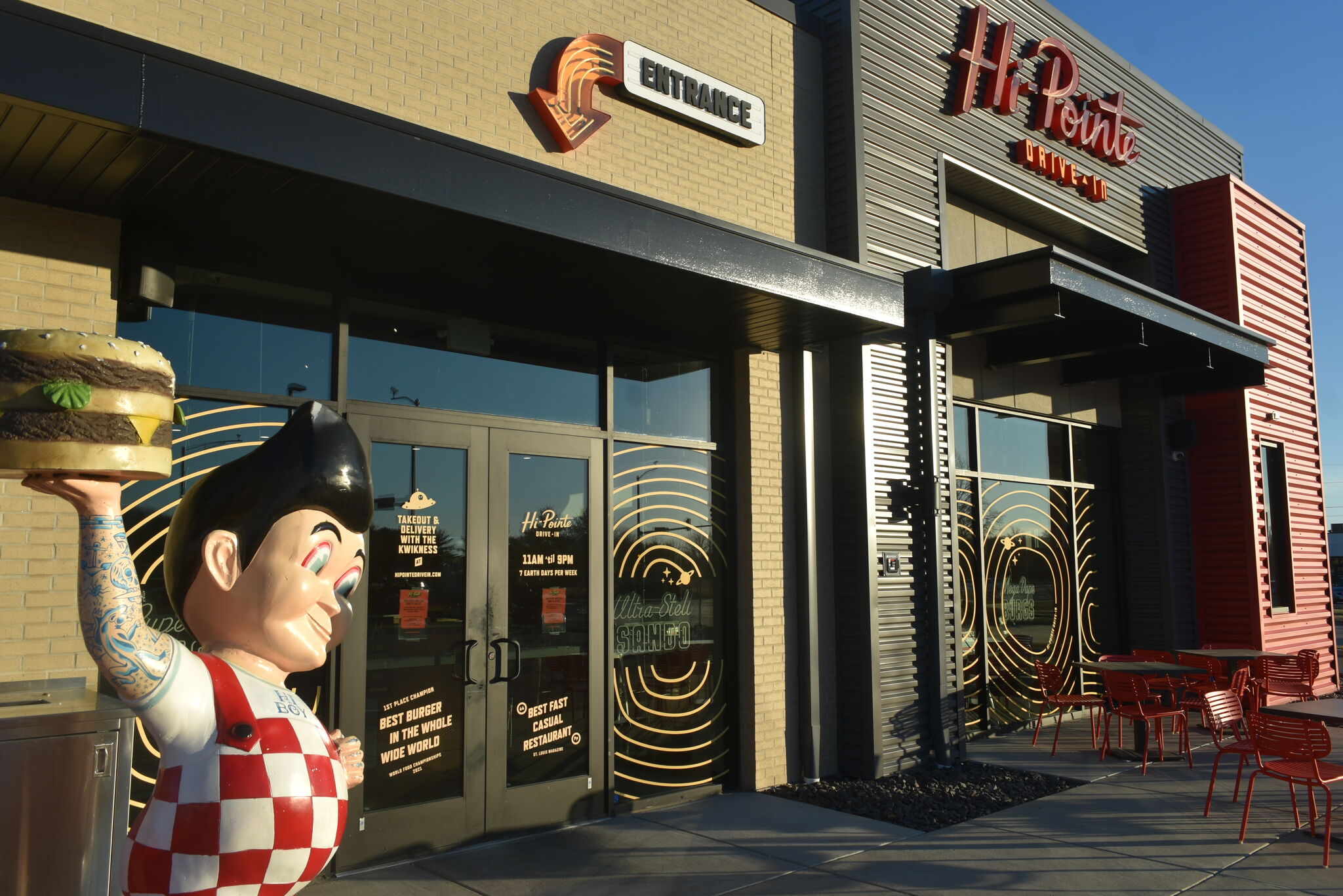 Rapper Tekashi 6ix9ine reports to NYC lockup where Nicholas Maduro and ...