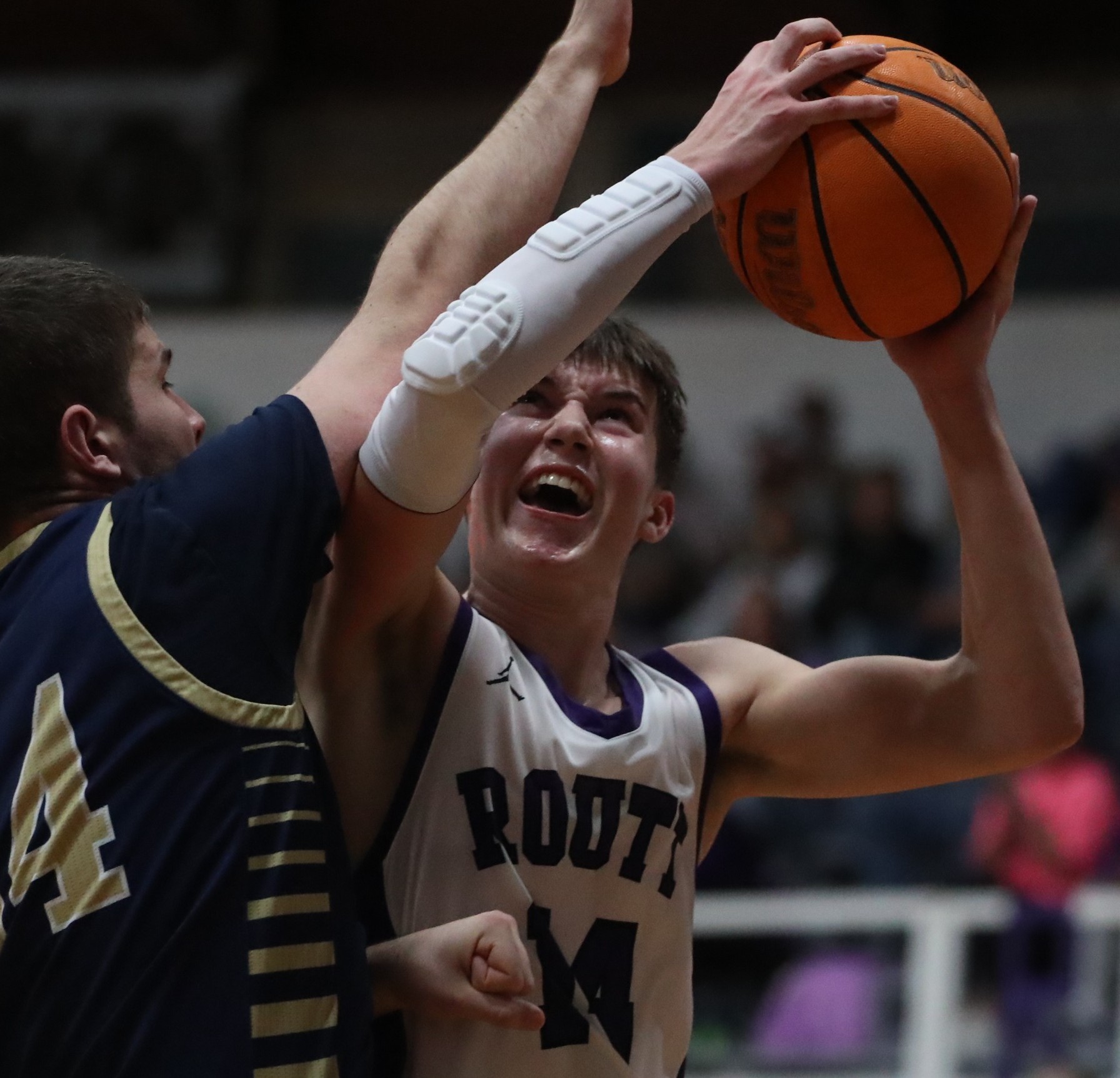 Routt pushes No. 1 Quincy Notre Dame, falls 49-47