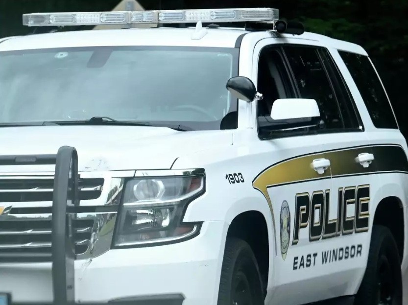 East Windsor meetup turns into armed robbery, police say