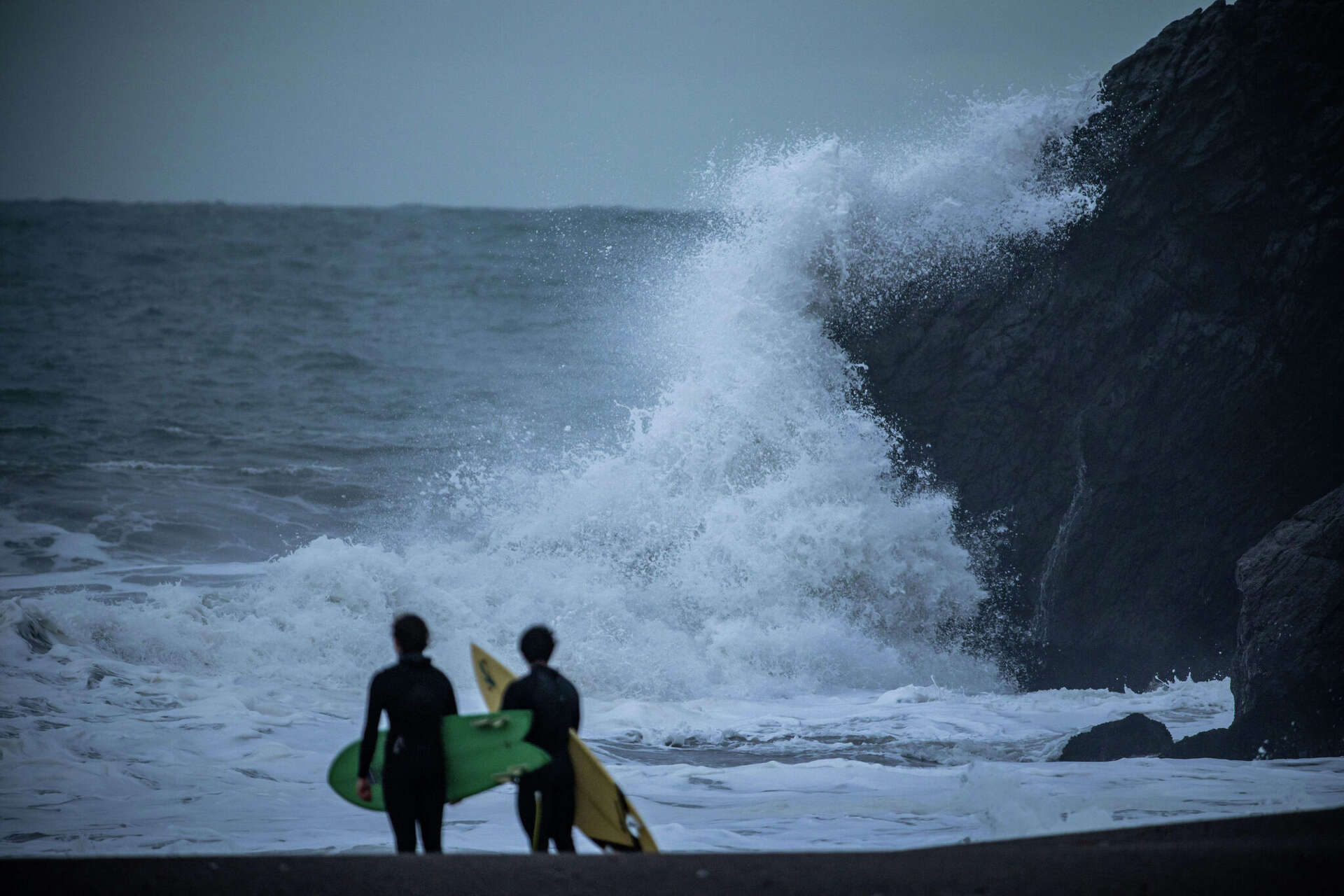 SF Bay Area under high surf advisory as sneaker wave risk rises