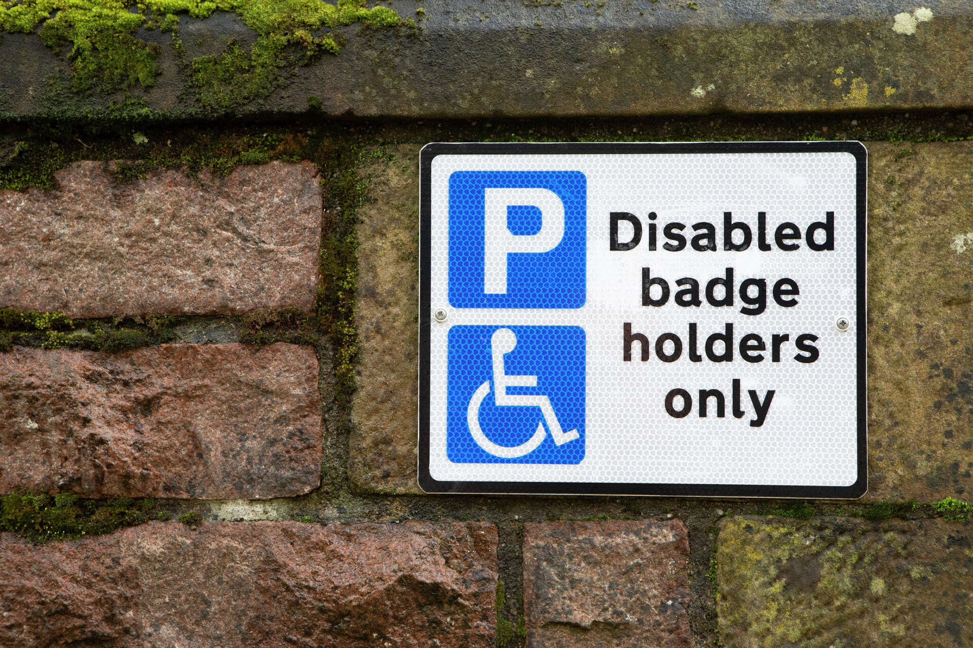 Illinois bill would replace ‘handicapped’ terms in law