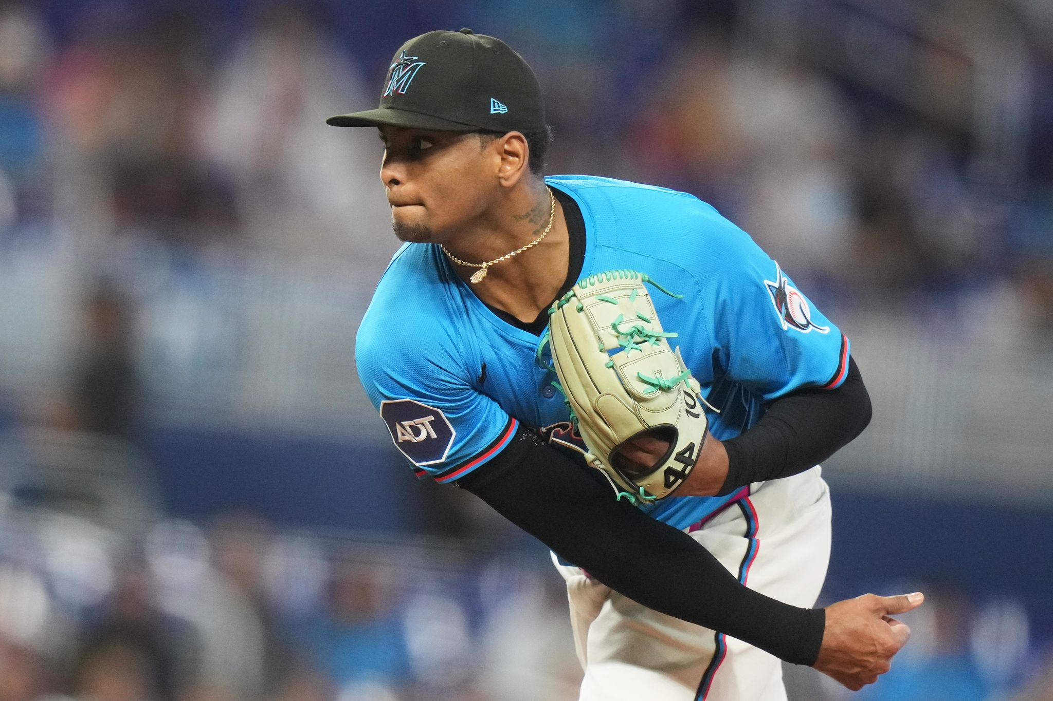 Edward Cabrera agrees to 1-year contract with the Cubs a day after trade