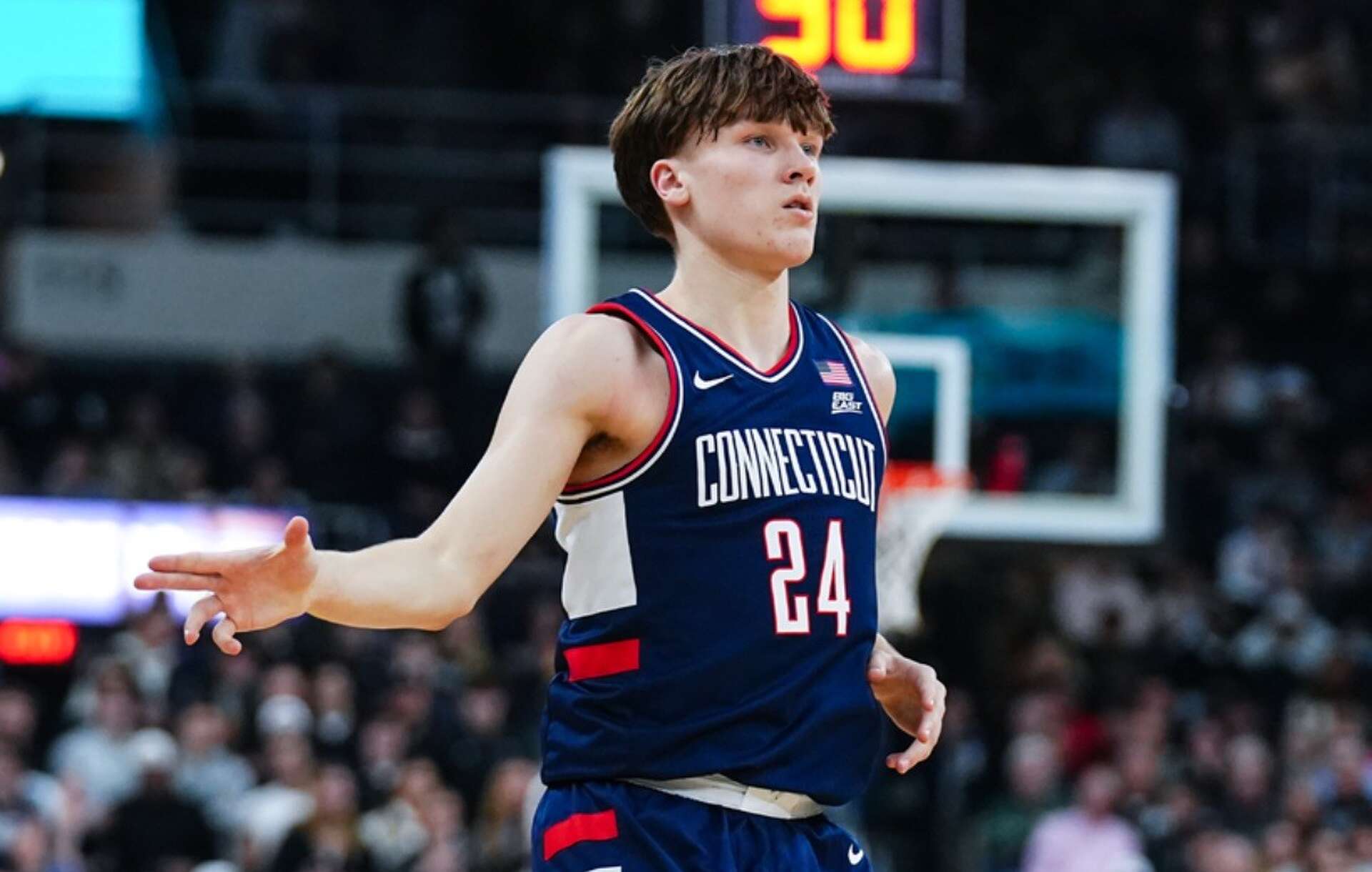Freshman Braylon Mullins carries UConn to improbable win