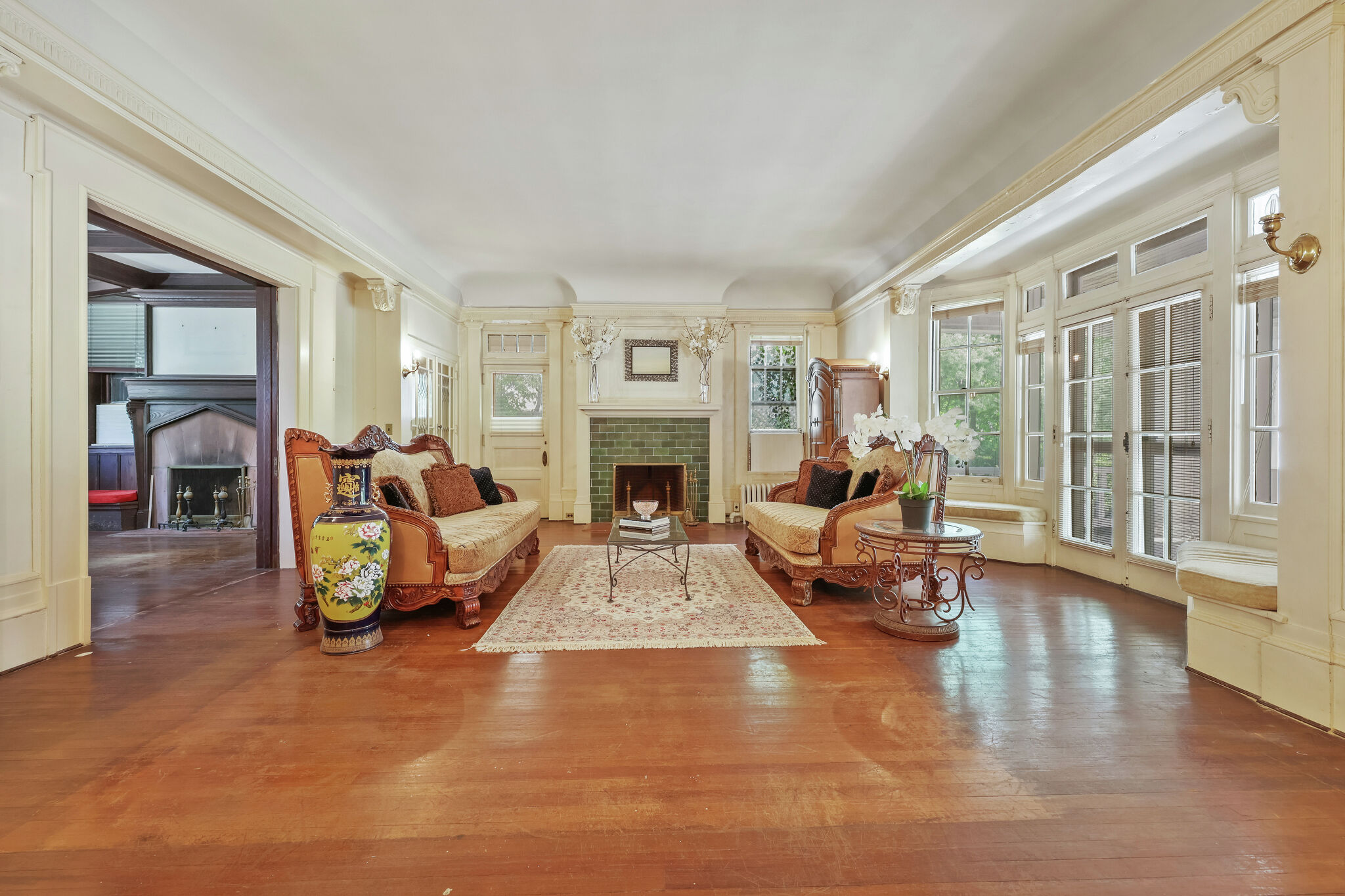 A grand Georgian Revival in Greenwich