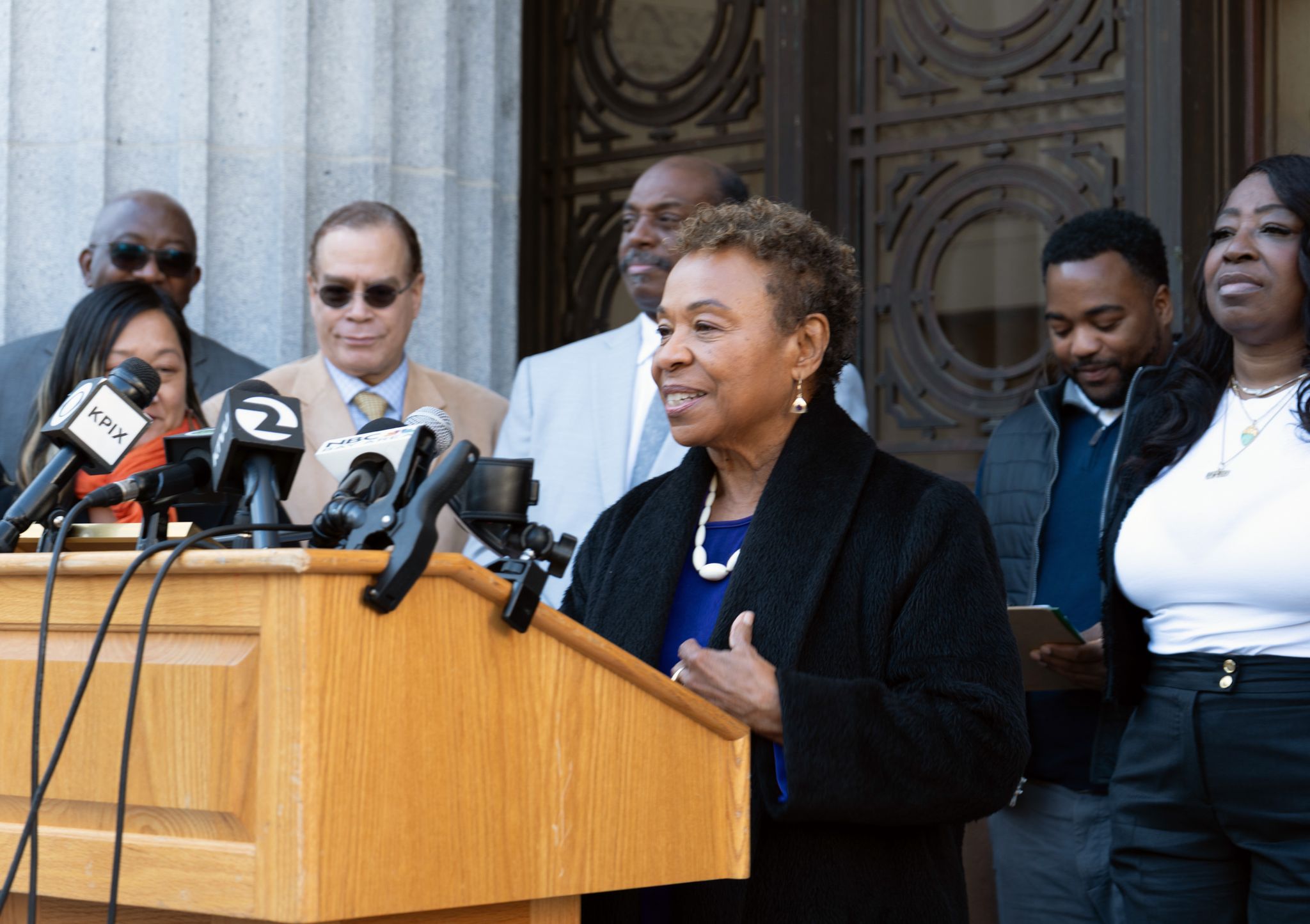 Oakland: Mayor Barbara Lee Announces Initiative To Improve Literacy ...