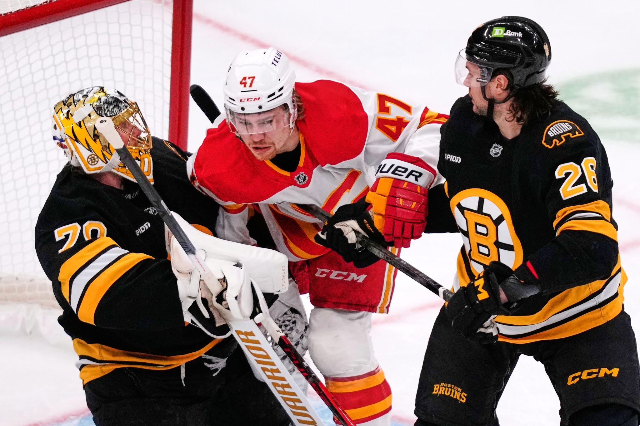 Bruins dominate Flames 4-1 to start homestand, Calgary loses 4th straight