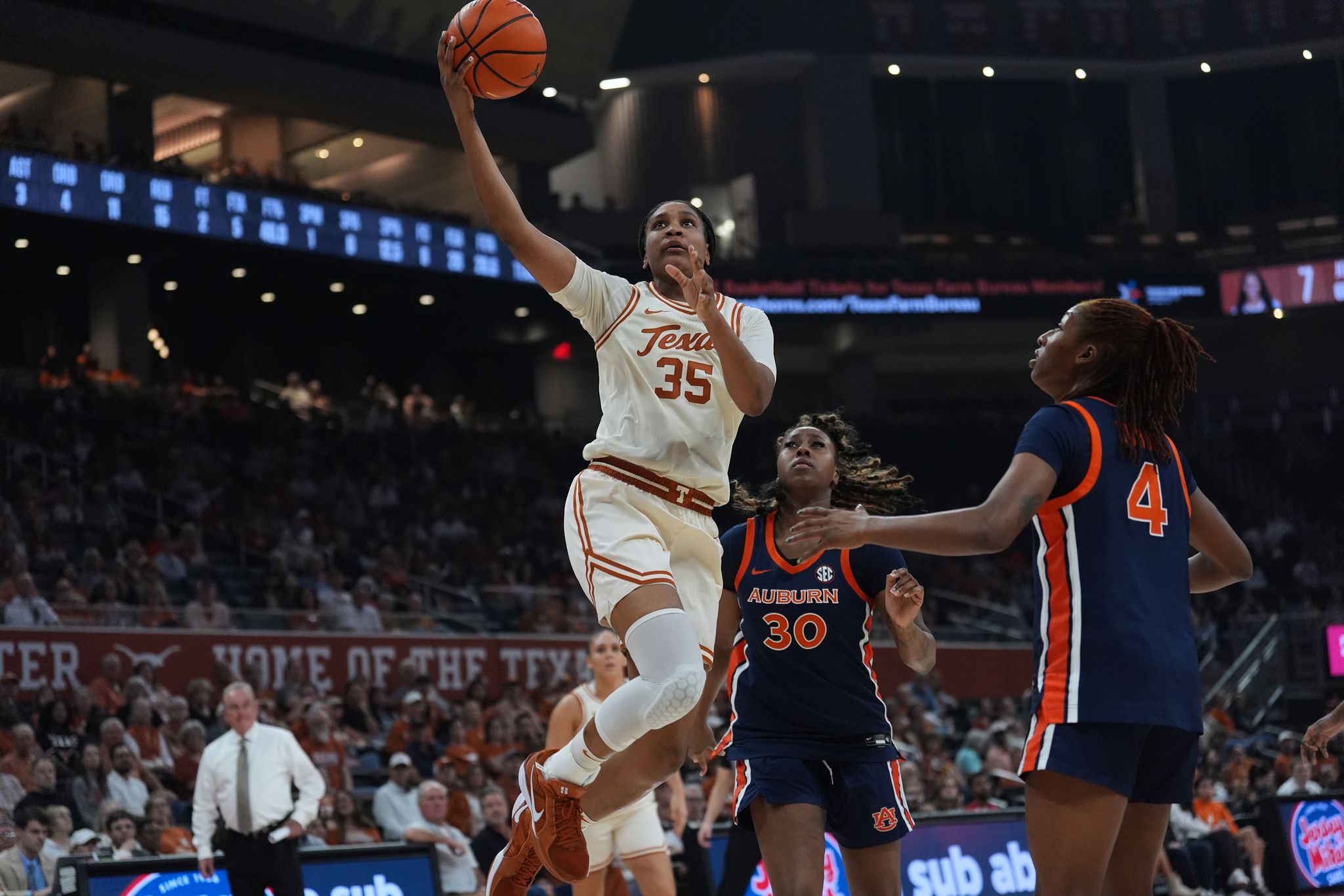 Kyla Oldacre's career-best 23 points help No. 2 Texas rout Auburn 97-36