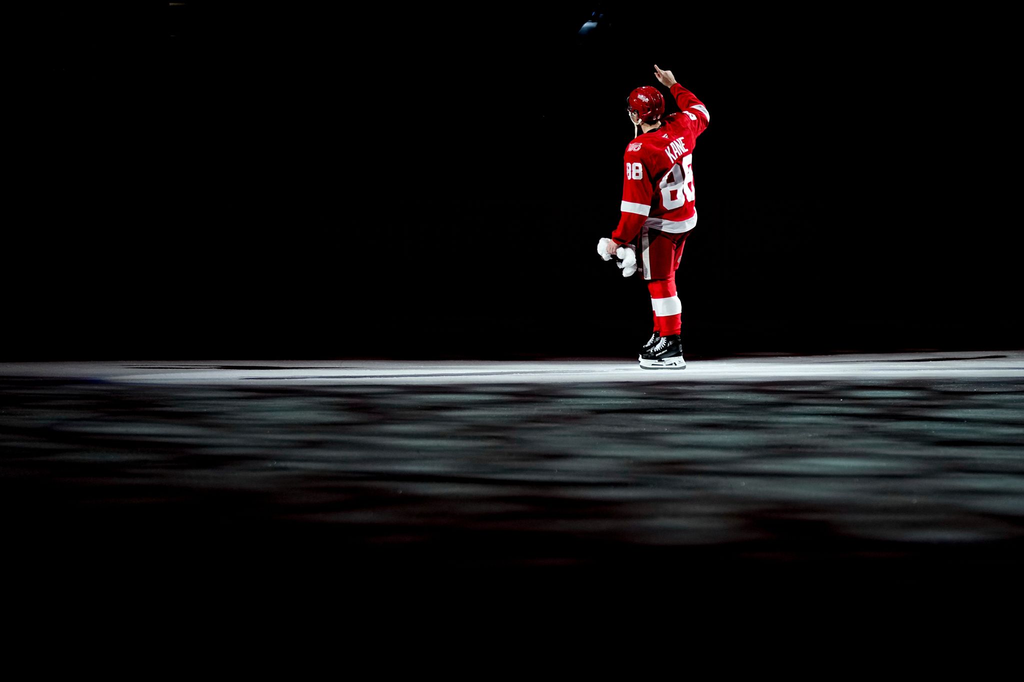 Patrick Kane scores twice to reach 500 goals in Red Wings' 5-1 win over ...