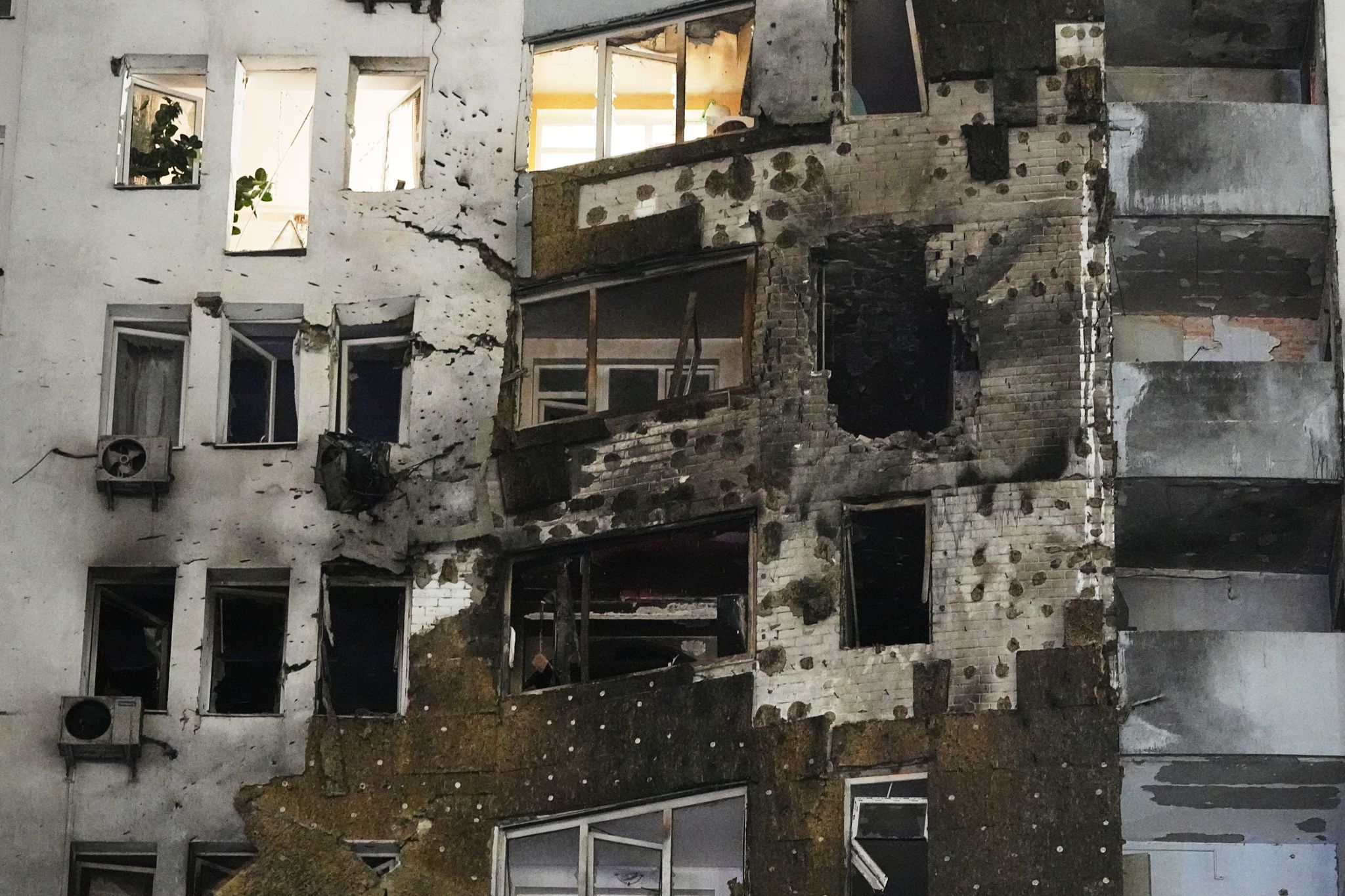 Photos show the aftermath of Russia's latest attack on Ukraine