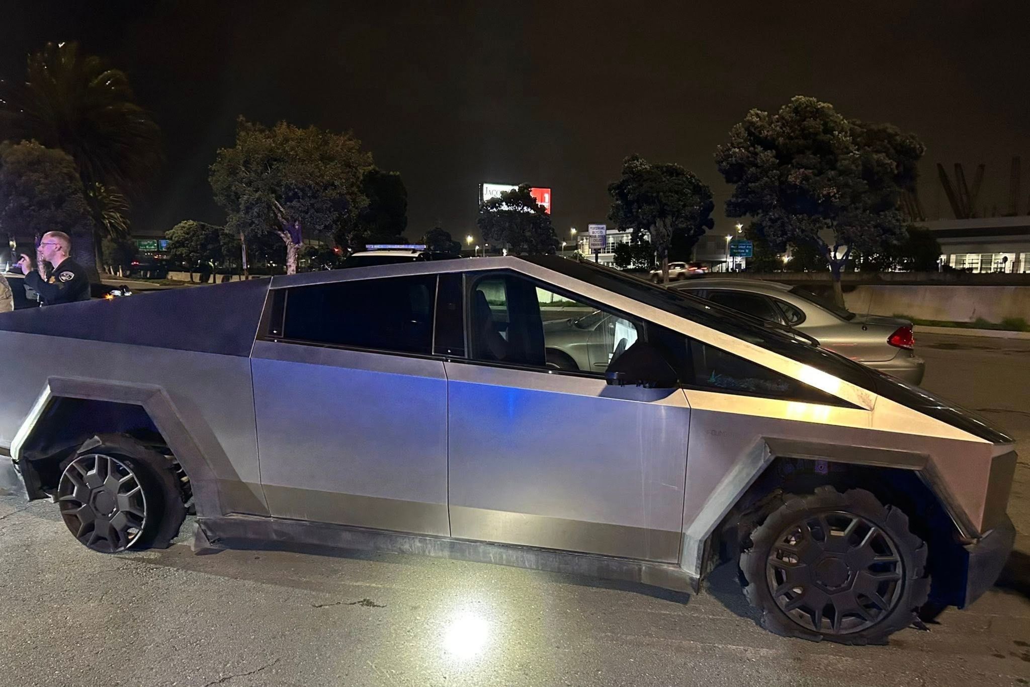 Cybertruck driver leads CHP on high-speed chase from North Bay to East Bay