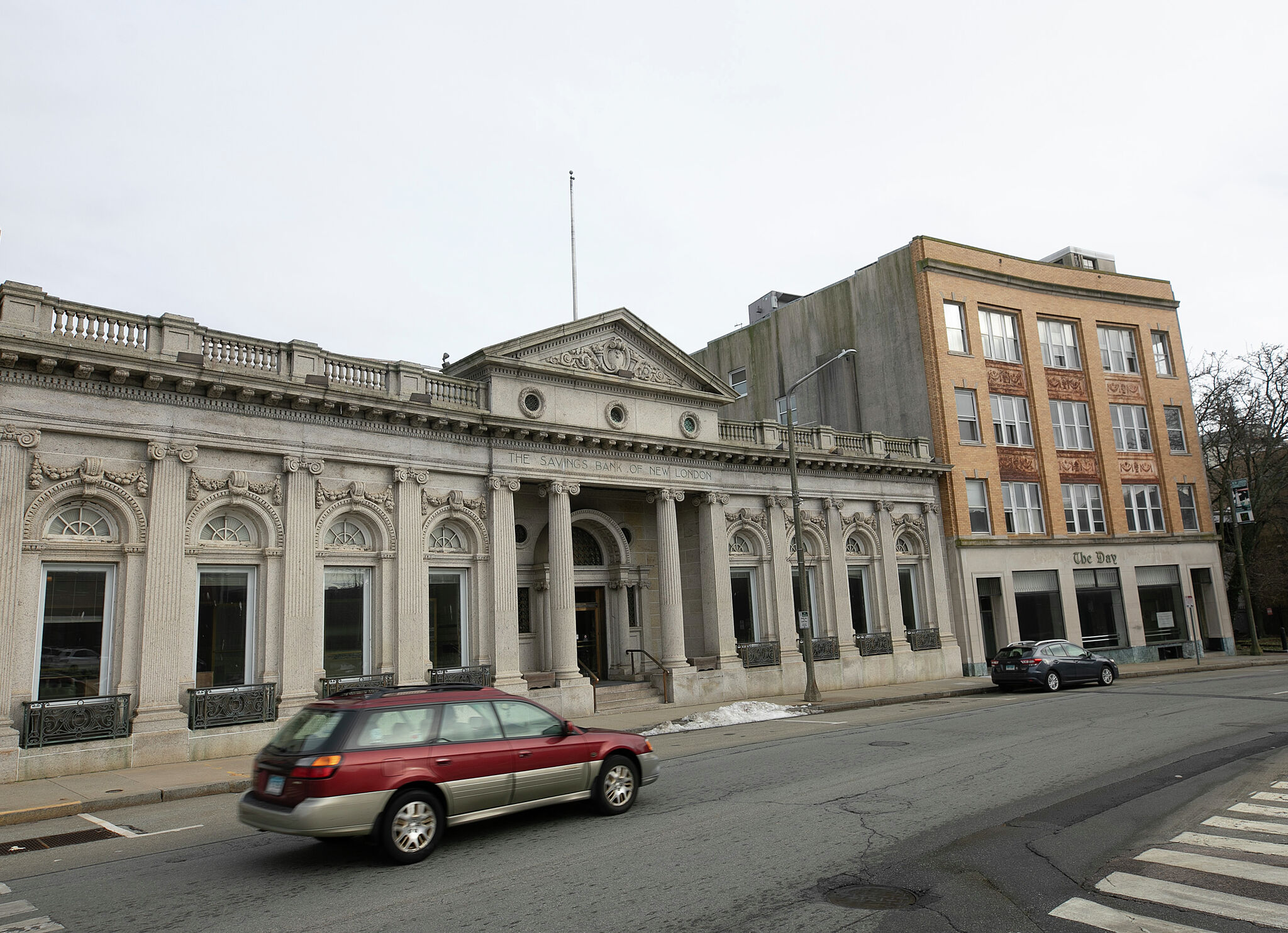 Bethel felon had stolen firearm hidden in Chestnut Street home: Police