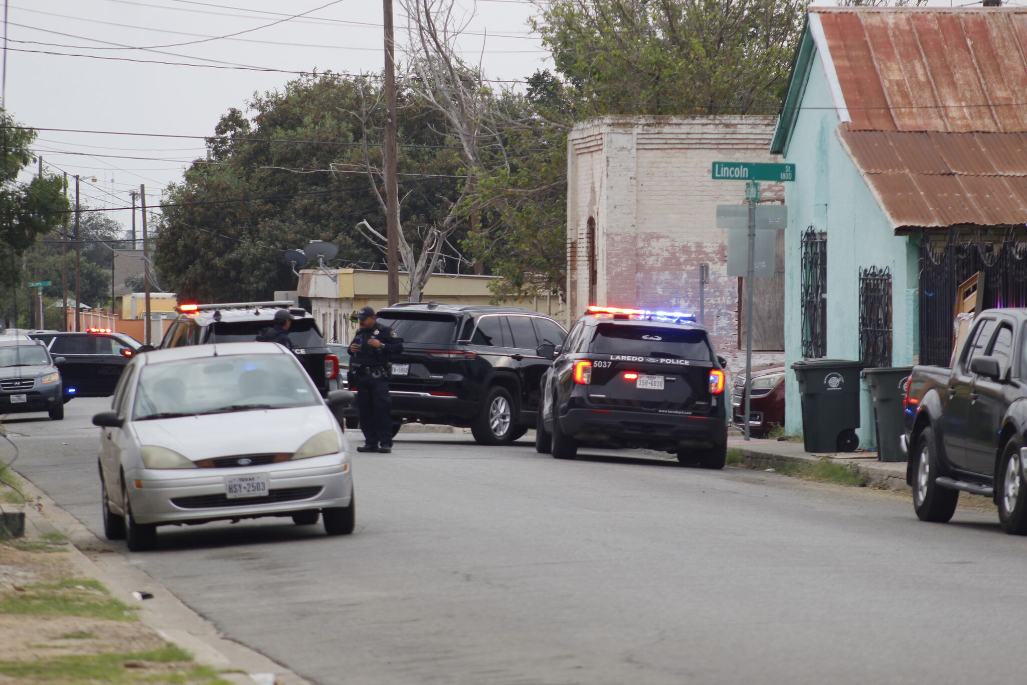 Xavier Lipscomb scores 18 to lead Mount St. Mary's over Saint Peter's 70-65