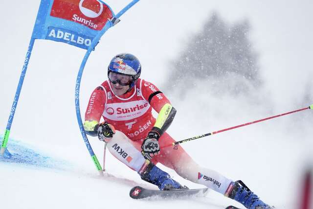 Swiss ski star Odermatt leads World Cup giant slalom seeking record 5th ...