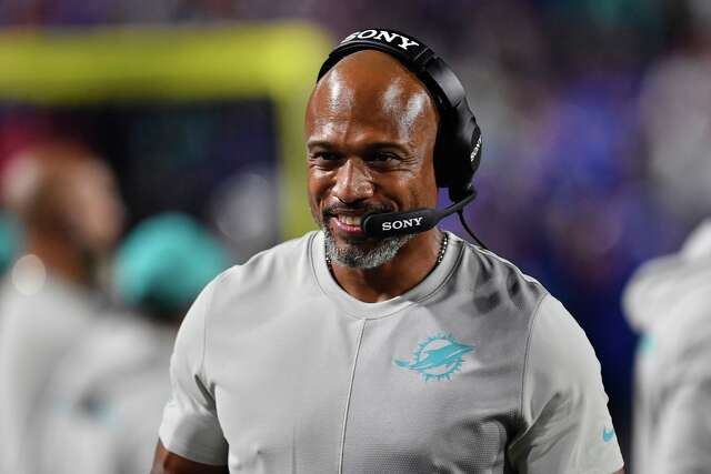 With Ryan in place, Falcons begin coach search by interviewing Dolphins ...