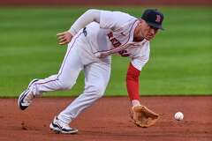 Chicago Cubs finalize contract with All-Star third baseman Alex Bregman