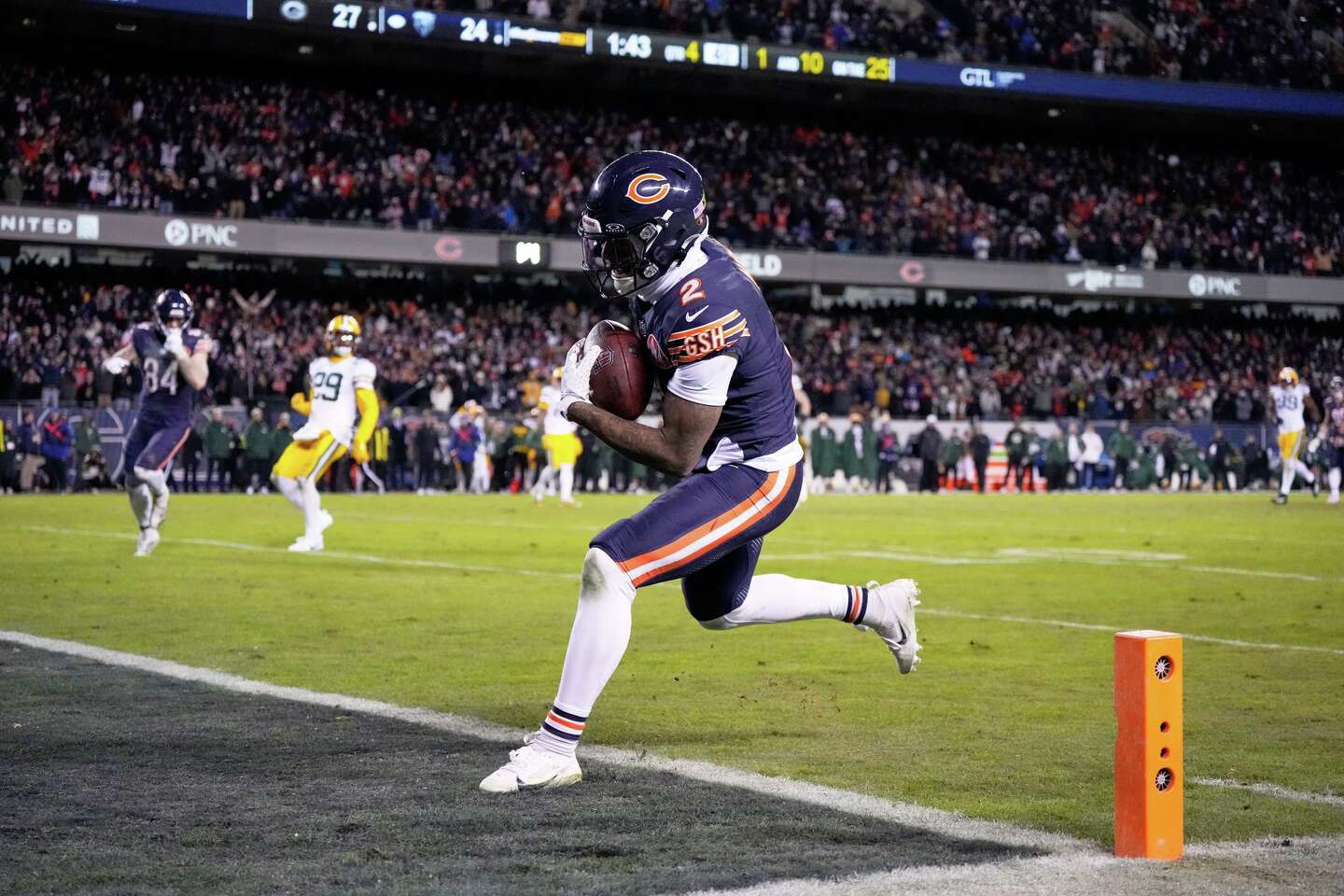 Bears' wild-card win over Packers sets NFL streaming viewership record ...